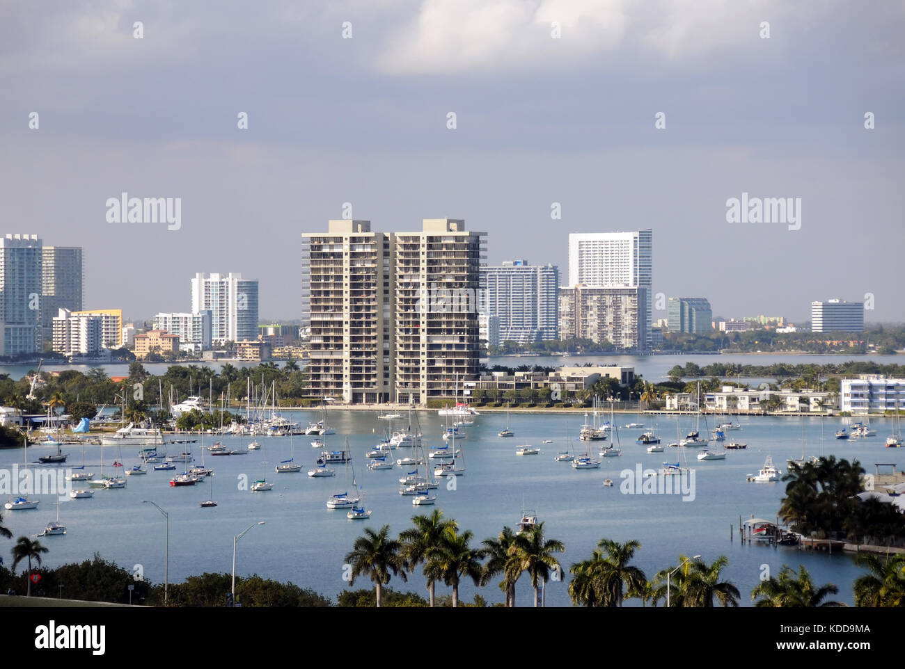 Urban scenery from Miami's waterfront Stock Photo - Alamy