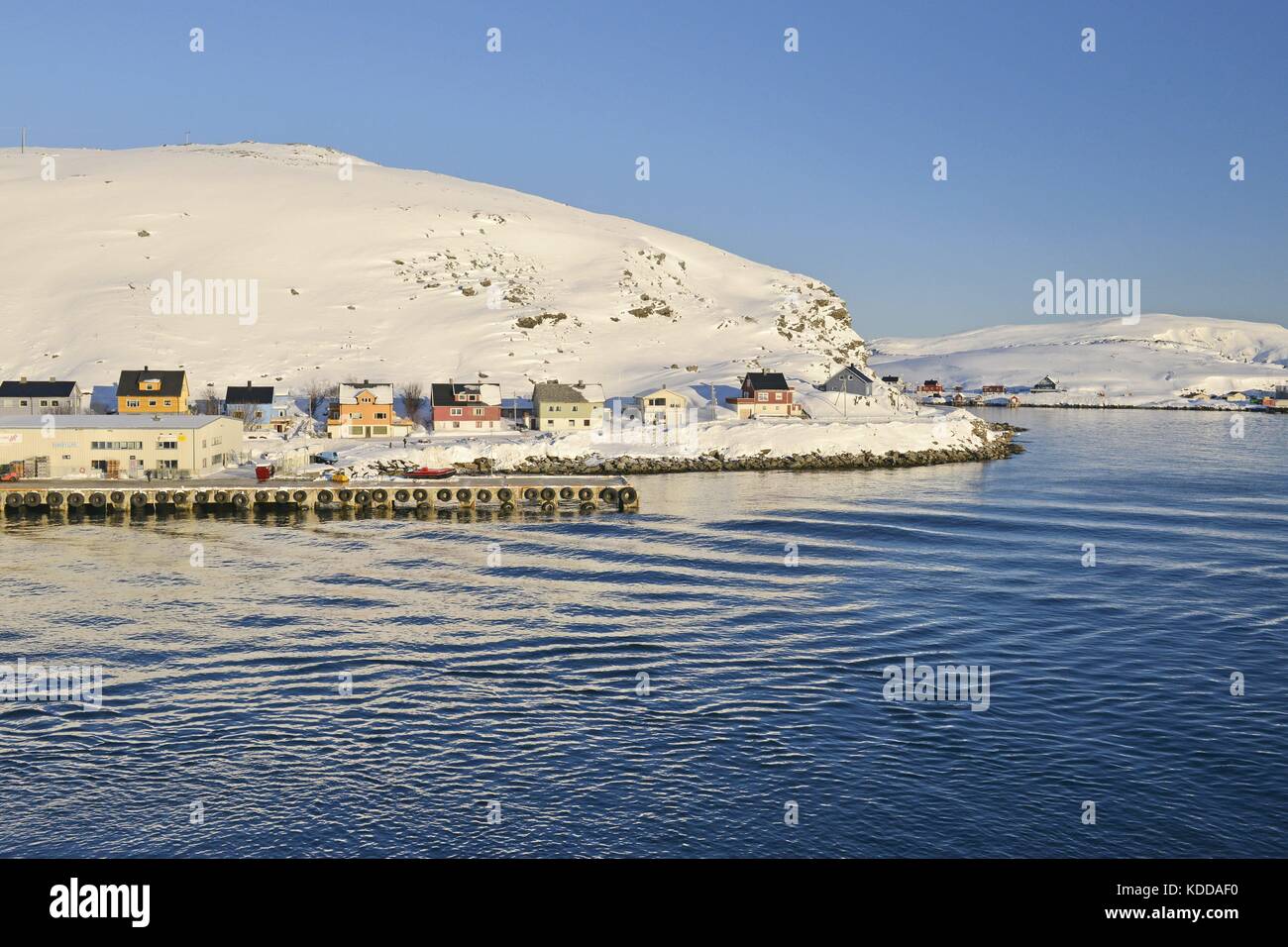 Island seaside jetty geography hi-res stock photography and images - Alamy