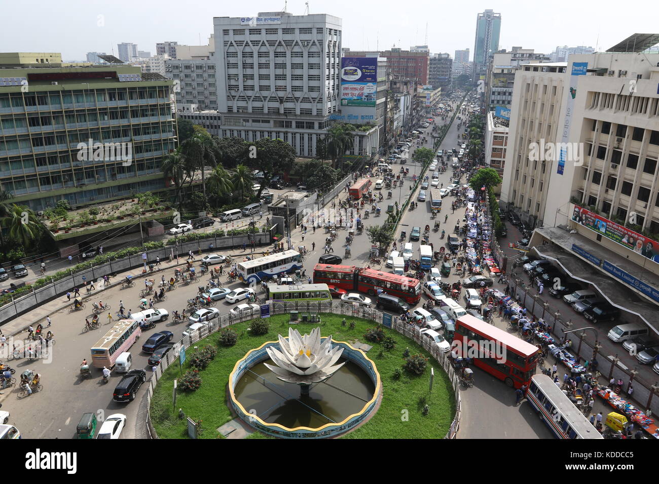 Motijheel shapla square hi-res stock photography and images - Alamy