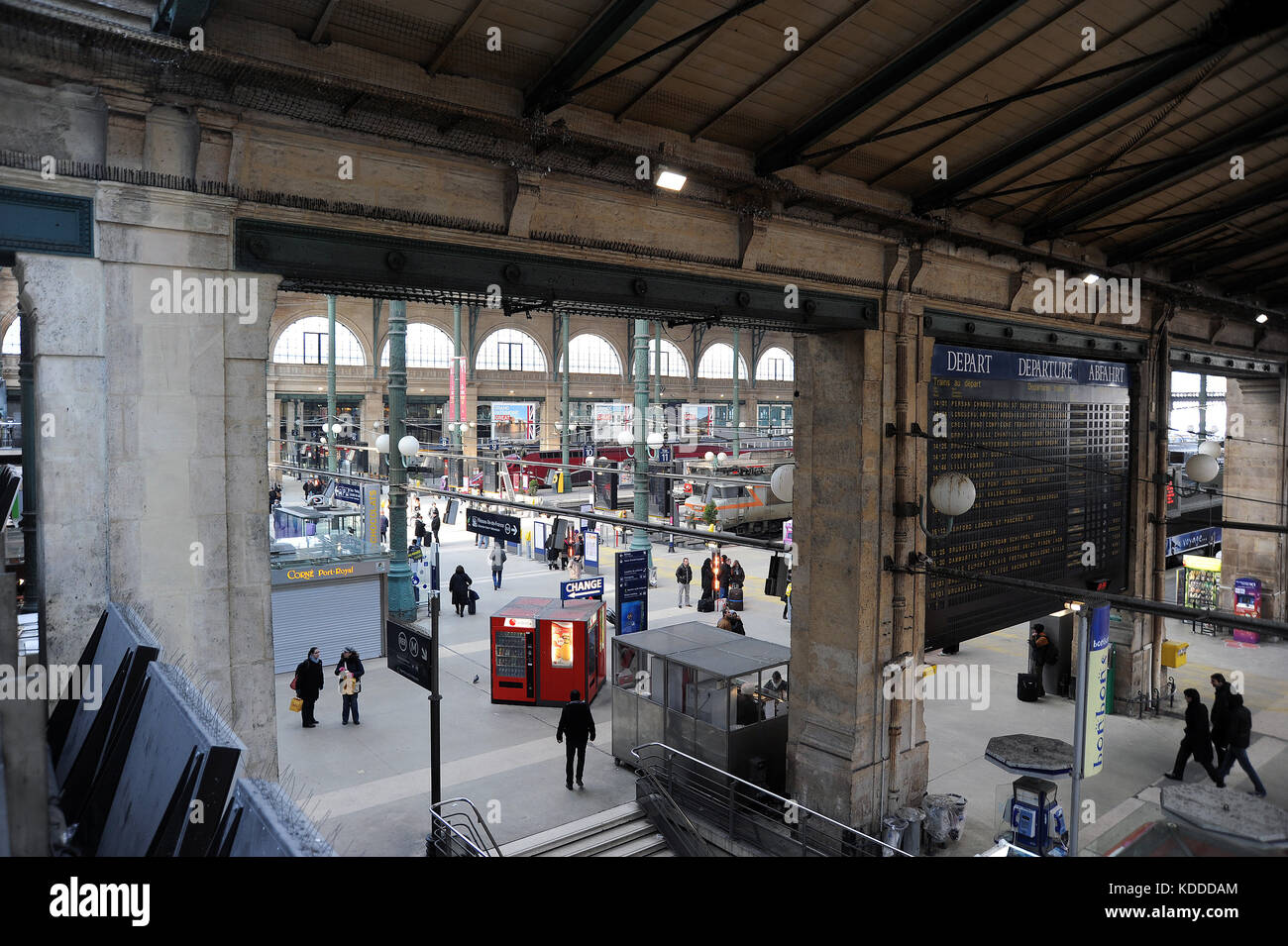 Thalys train gare du nord train station hi-res stock photography and ...