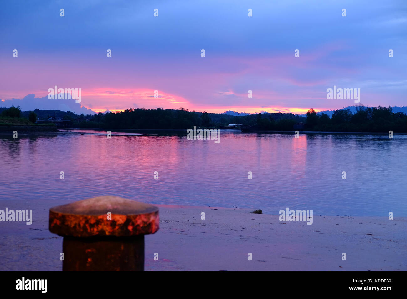 sea the sunset ,Thailand trang sea Stock Photo - Alamy