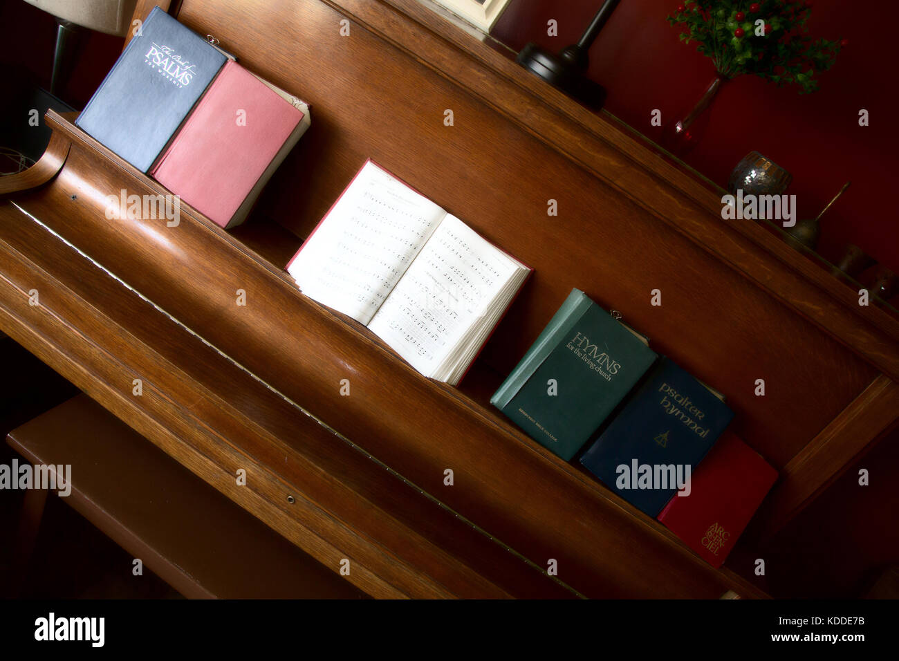 Christian hymn books hi-res stock photography and images - Alamy