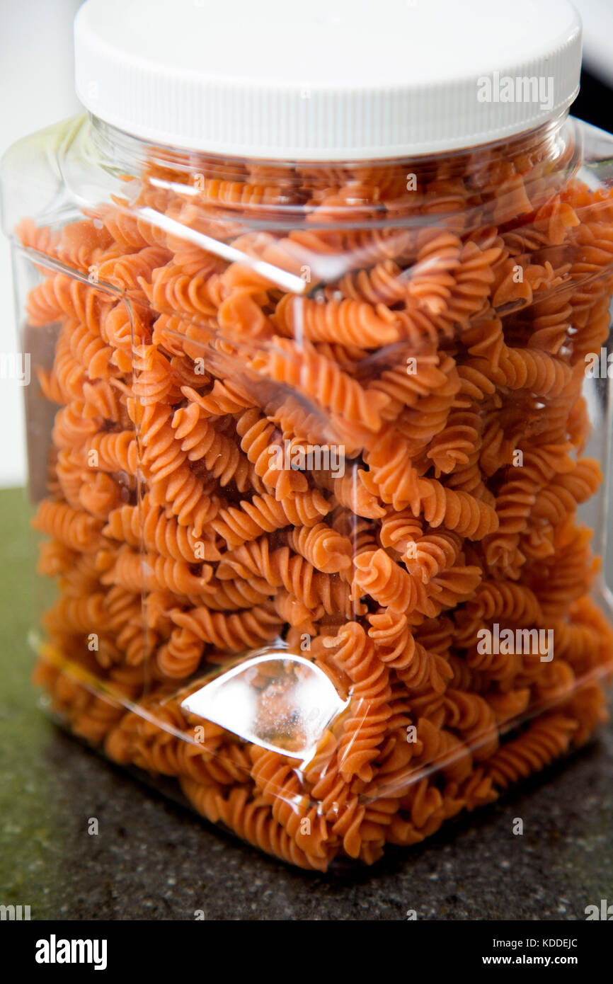 Pasta screw hi-res stock photography and images - Alamy