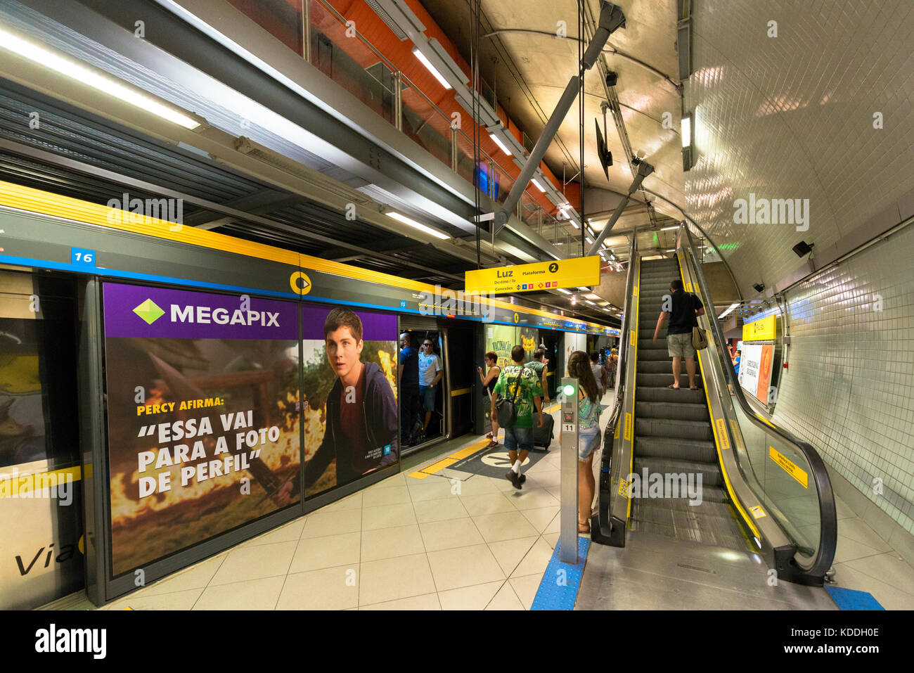 SAO PAULO, BRAZIL - OCTOBER 12, 2017: Horizontal picture of the train ...
