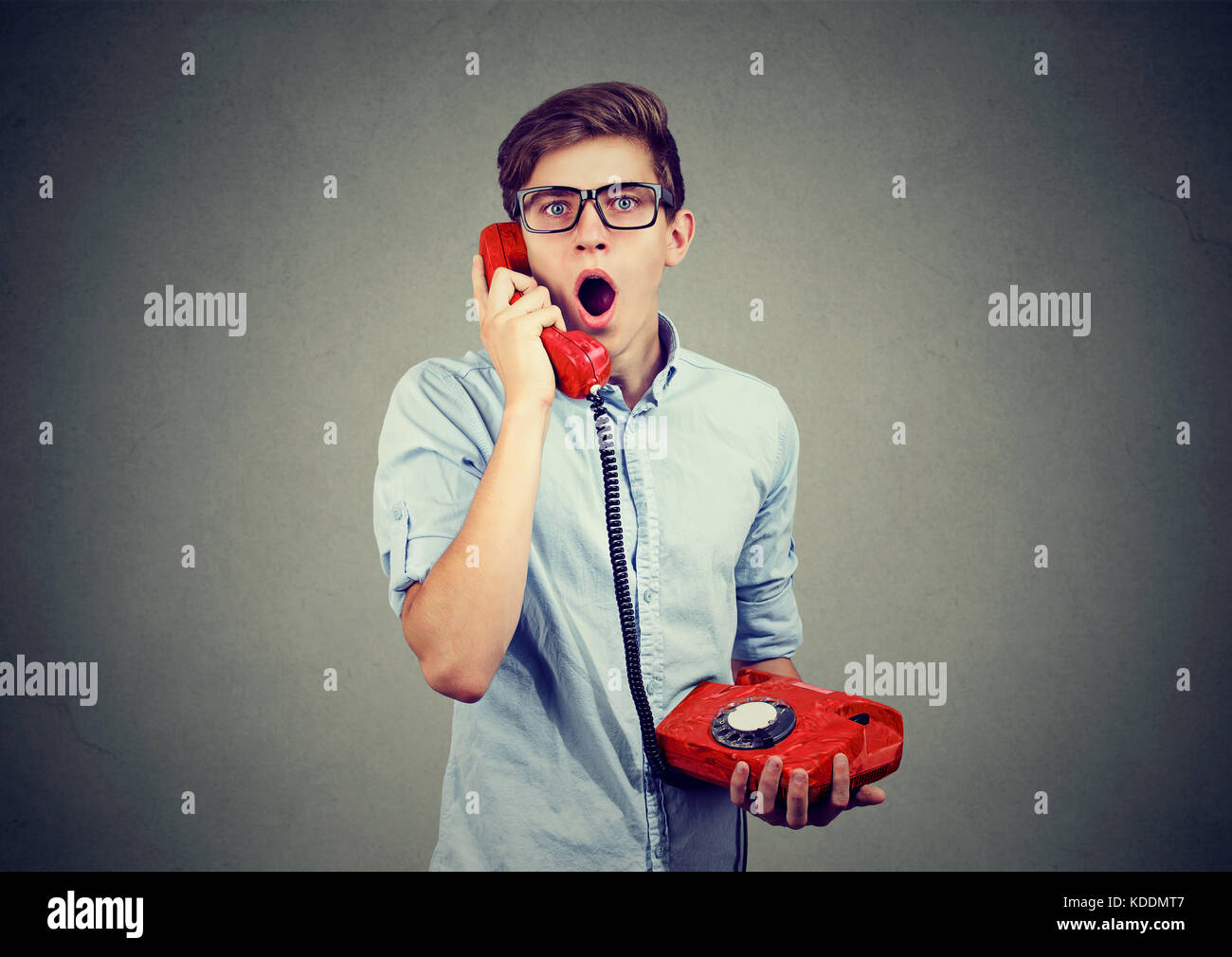 Receiving telephone call hi-res stock photography and images - Alamy