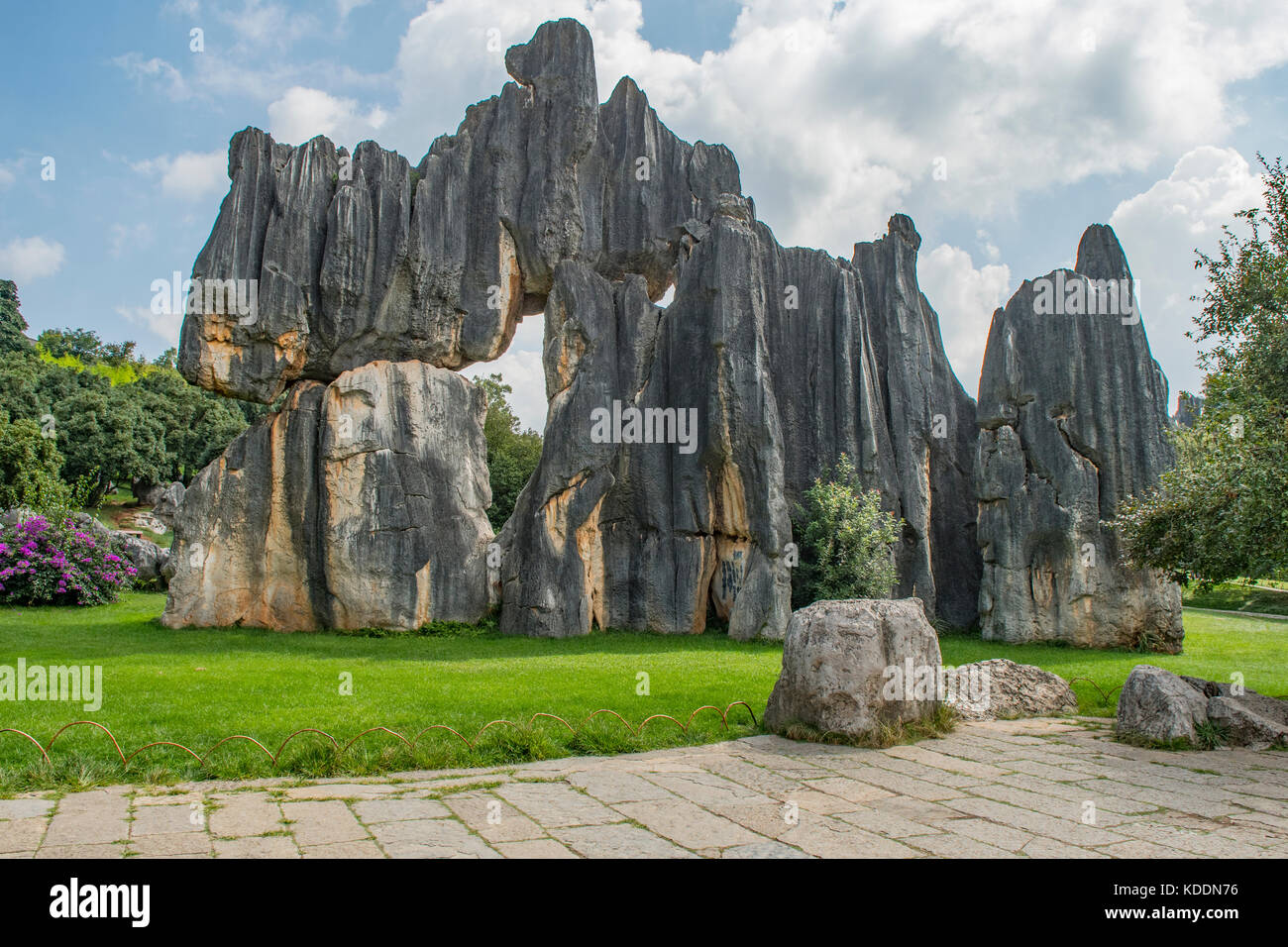 Shilin hi-res stock photography and images - Alamy