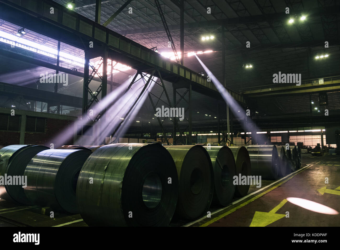Light rays through roof hi-res stock photography and images - Alamy