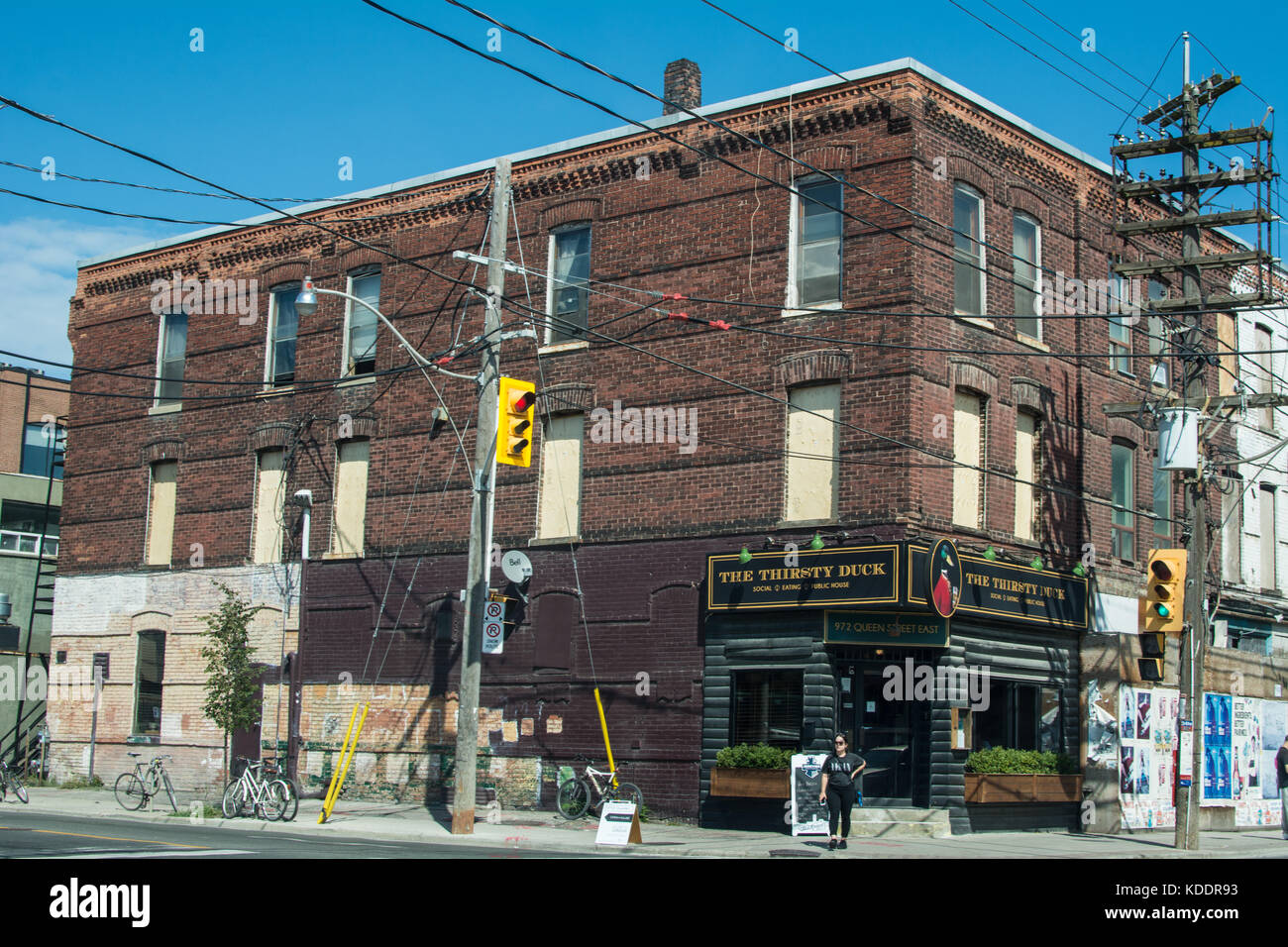 Toronto stop and go sign traffic lights Stock Photo - Alamy