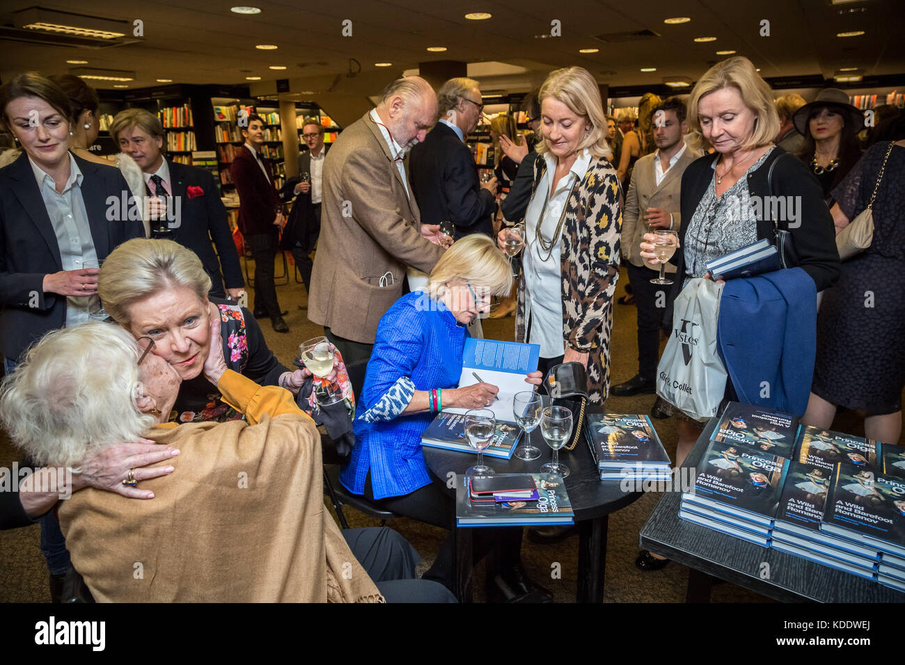 London, UK. 12th Oct, 2017. Princess Olga Romanoff (in blue ...