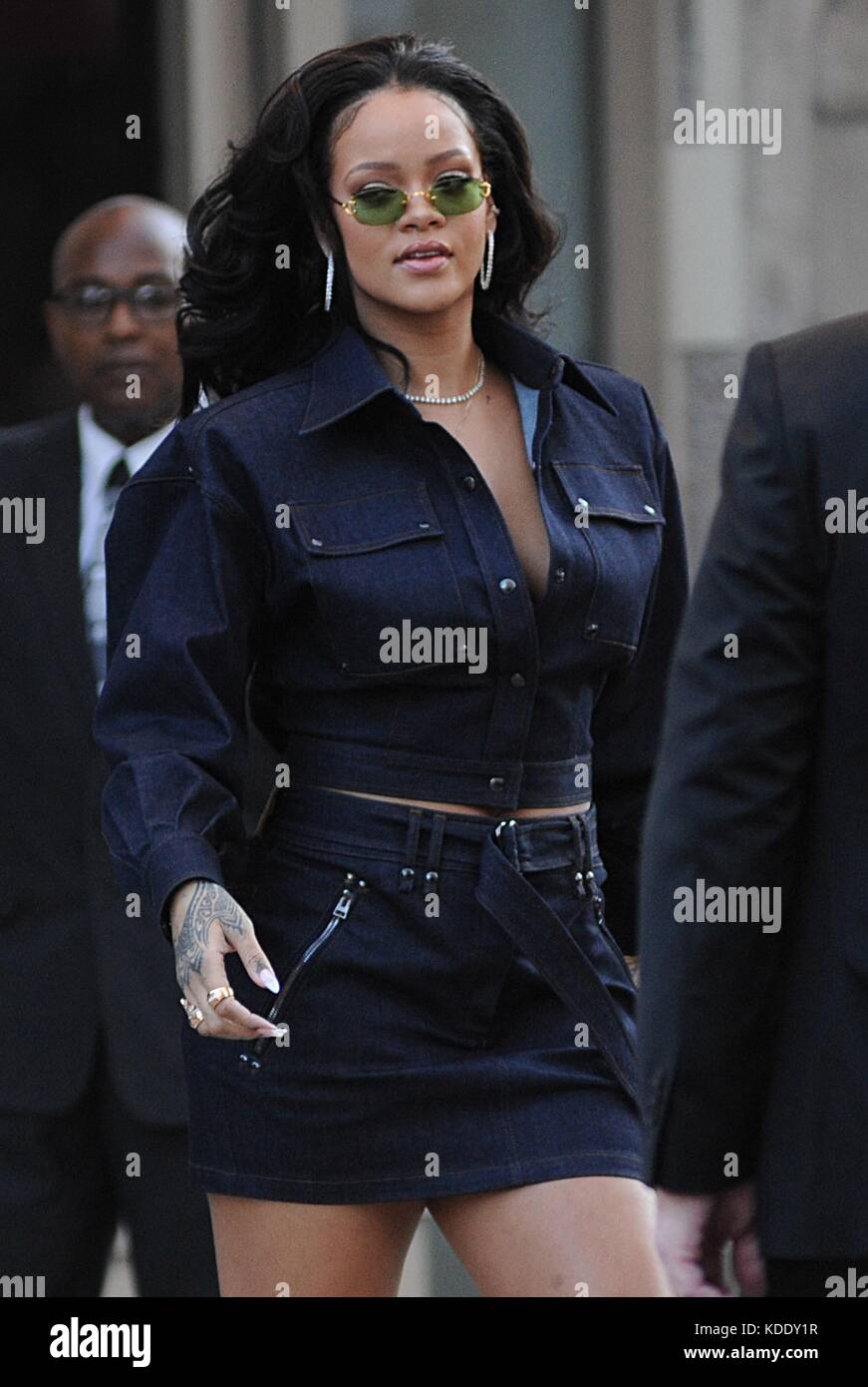 New York, NY, USA. 12th Oct, 2017. Rihanna out and about for Celebrity ...
