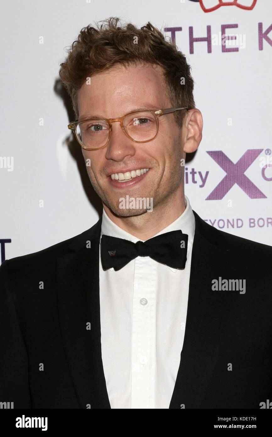 Los Angeles, CA, USA. 12th Oct, 2017. Barrett Foa at the Tie The Knot ...