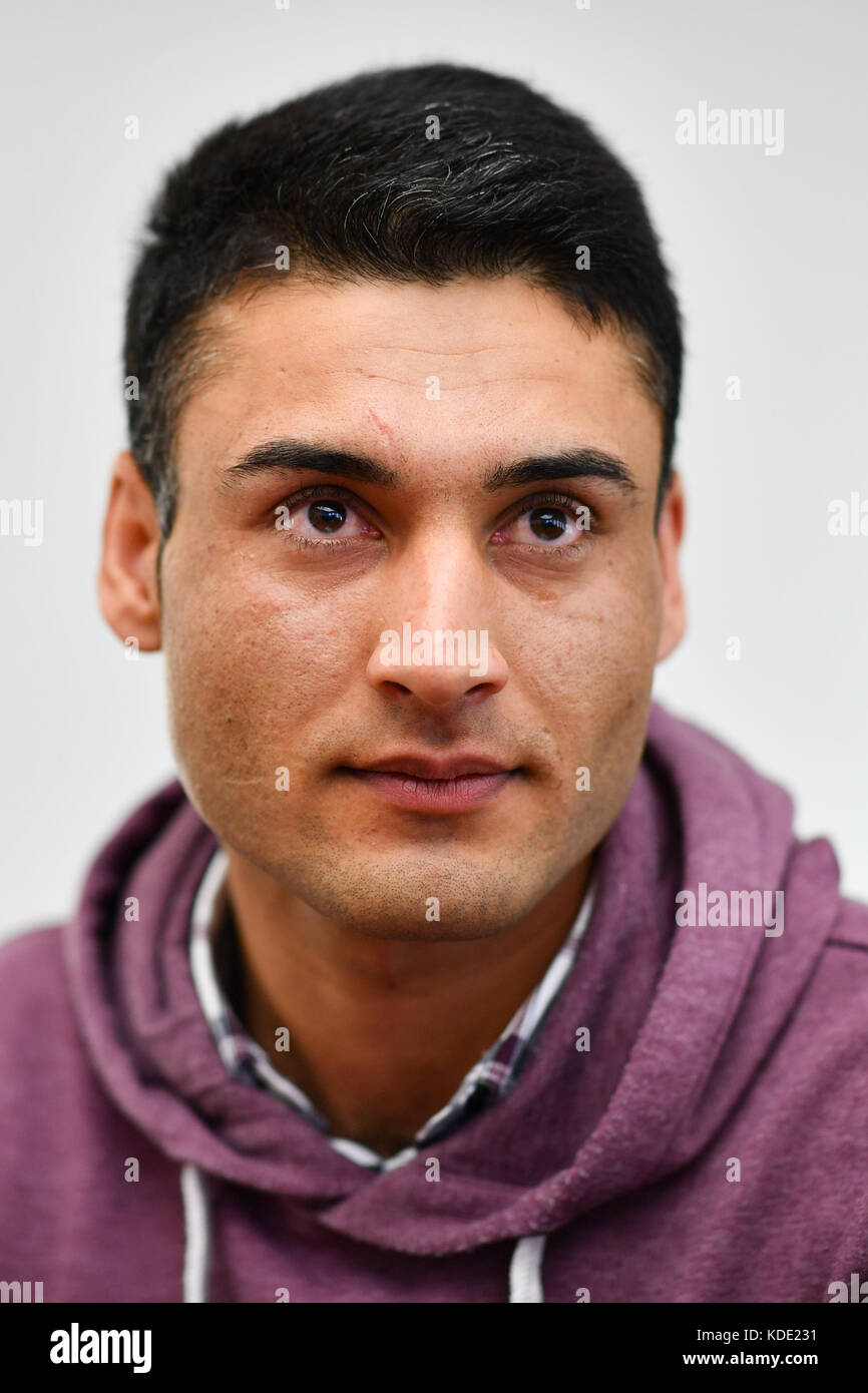 Mannheim, Germany. 13th Oct, 2017. The plaintiff Adam Khan S. from ...