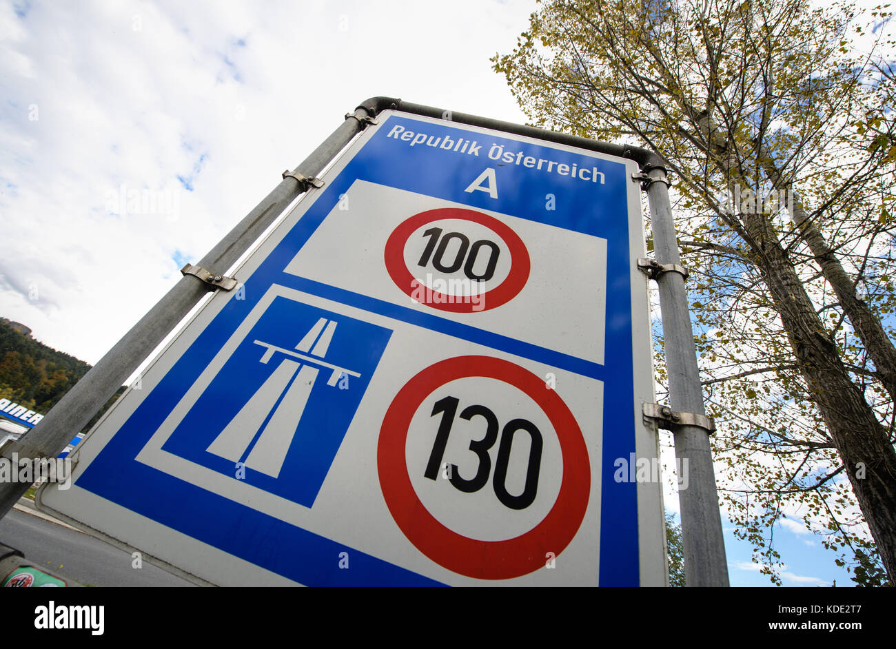 A road sign indicates the speed limit at the German-Austrian boarder ...