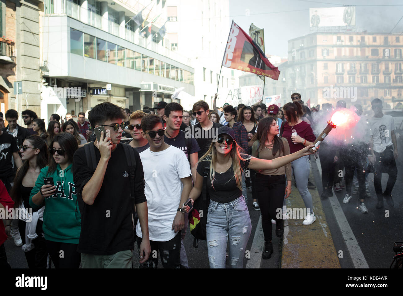 Student mobilization hi-res stock photography and images - Alamy