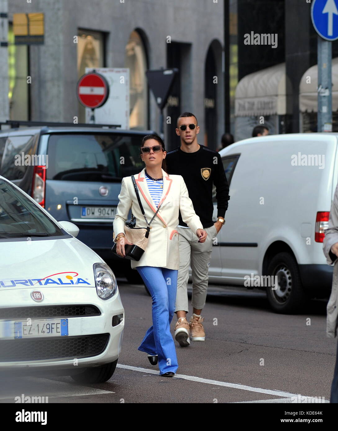 Milan, Ivan Perisic and his wife in the center get angry and insult the ...