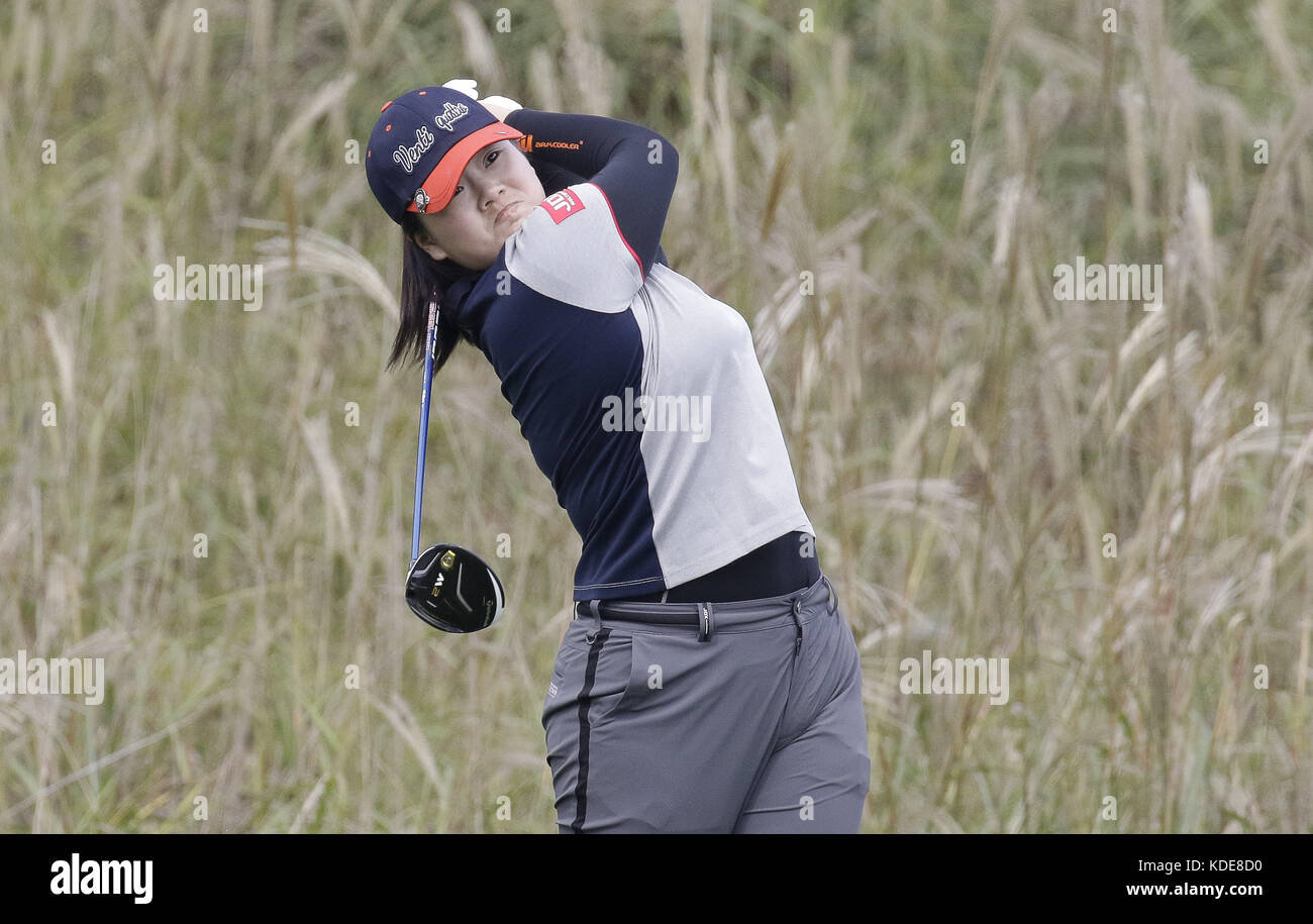 Incheon, South Korea. 13th Oct, 2017. Angel Yin of USA action on the 6th hall during an KEB HANA ...