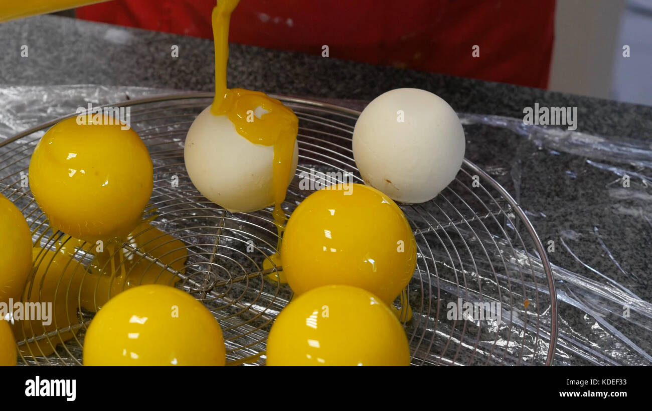 Preparation handmade chocolate candies, close up. confectionery factory ...