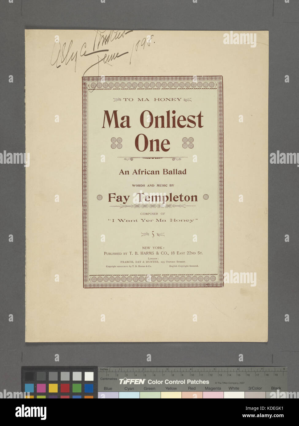 The photograph 'Ma Onliest One' captures an intimate moment from the ...