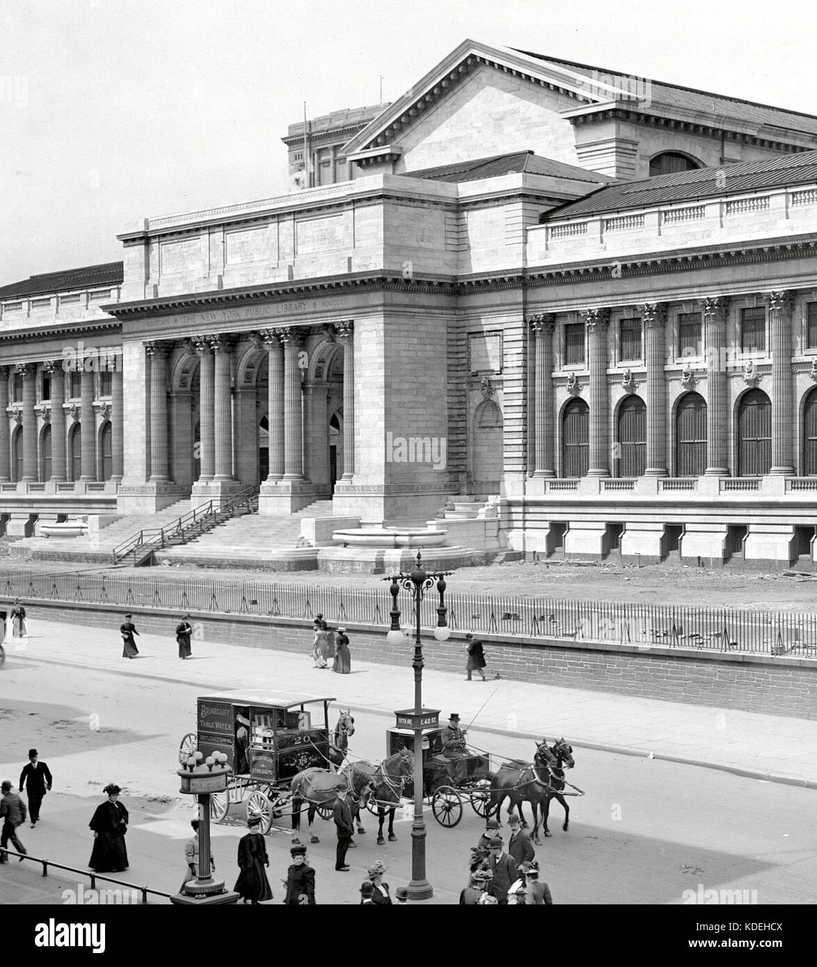 New York Public Library 1908 alt2 Stock Photo - Alamy