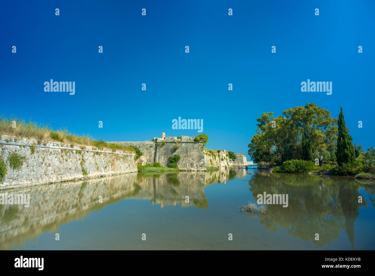 Castle of Ayia Mavra at Lefkada island, Greece Stock Photo - Alamy
