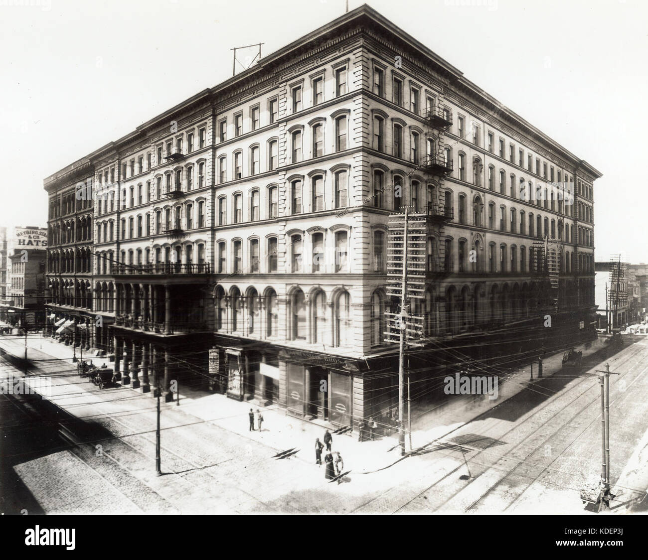 Lindell Hotel (second), Sixth Street and Washington Avenue Stock Photo ...