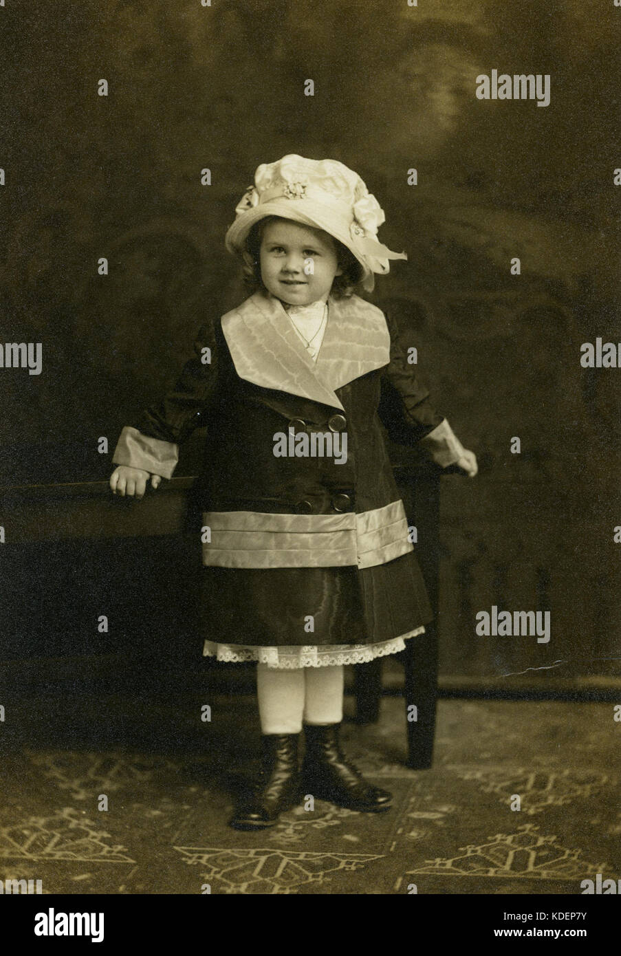 1910s royalty hi-res stock photography and images - Alamy
