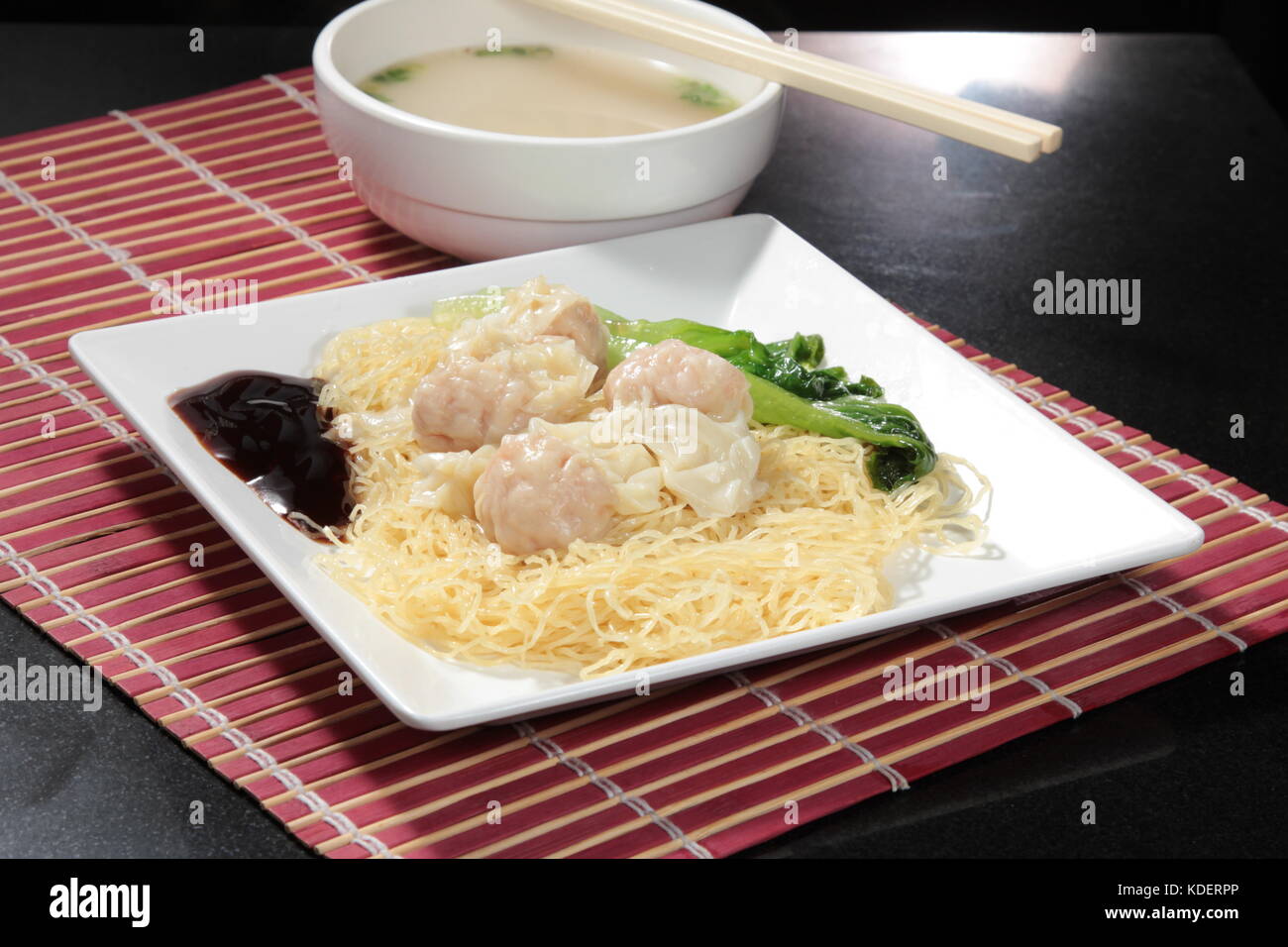 dried noodles cuisine Stock Photo - Alamy