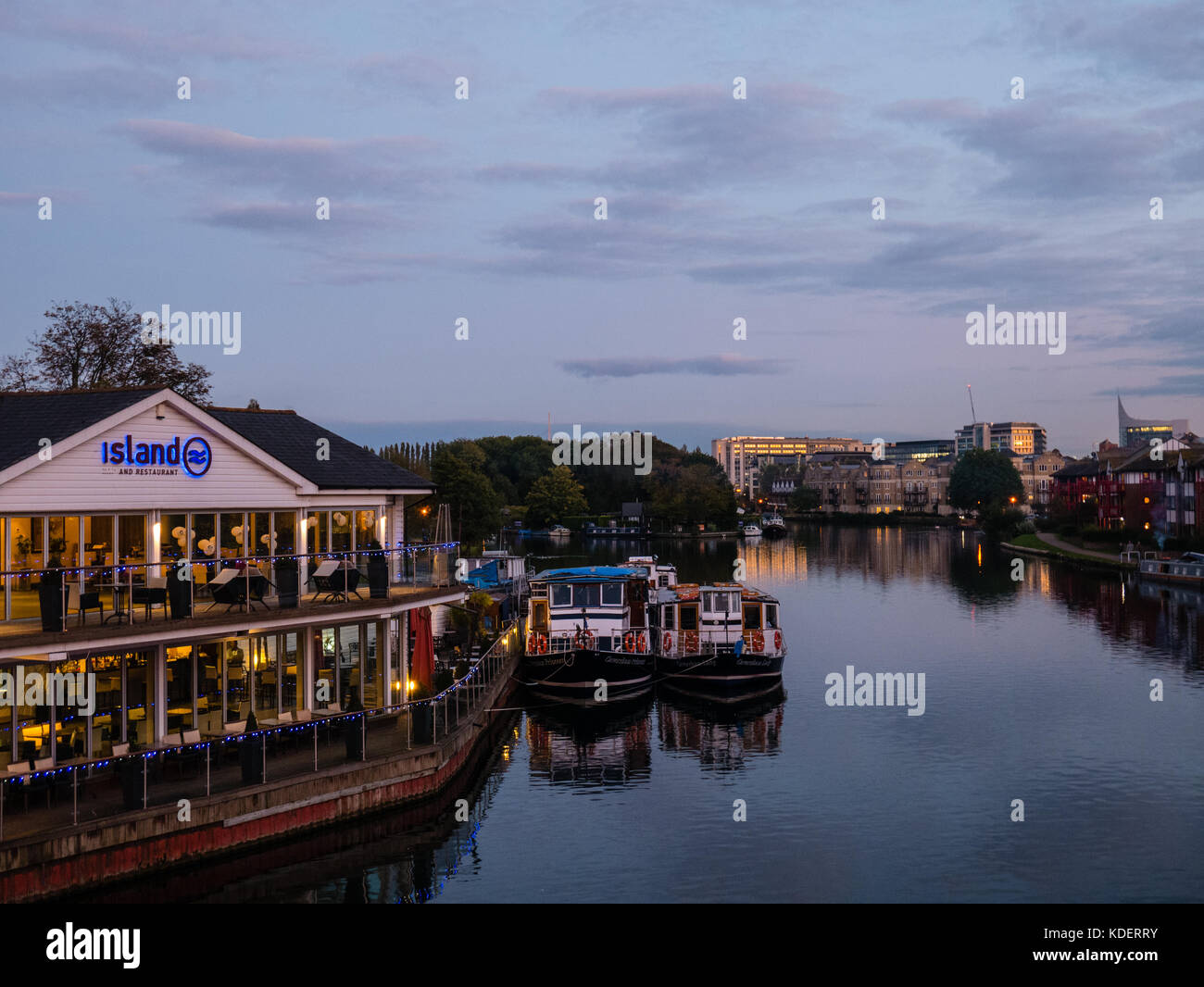 Island Bar and Restaurant Viewed from Caversham Bridge, River Thames ...