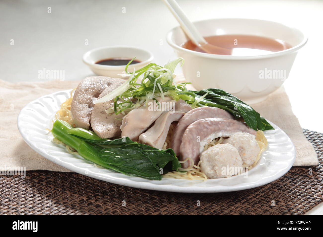 dried noodles cuisine Stock Photo - Alamy