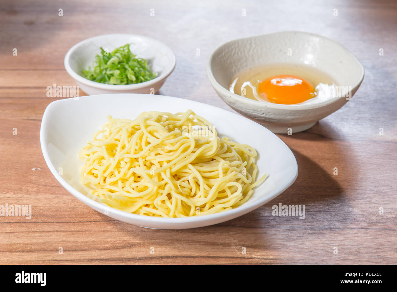 dried noodles cuisine Stock Photo - Alamy