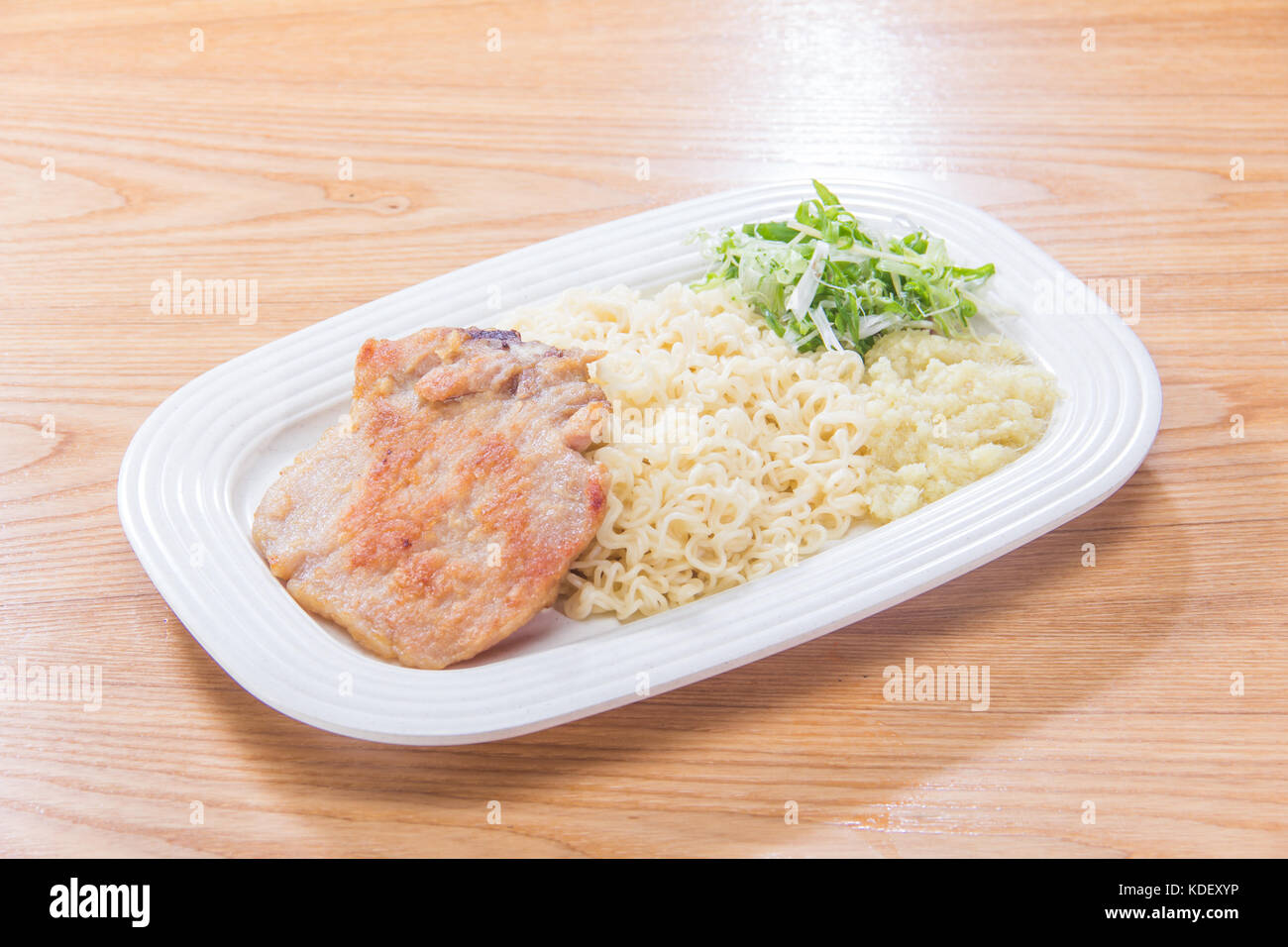 dried noodles cuisine Stock Photo - Alamy