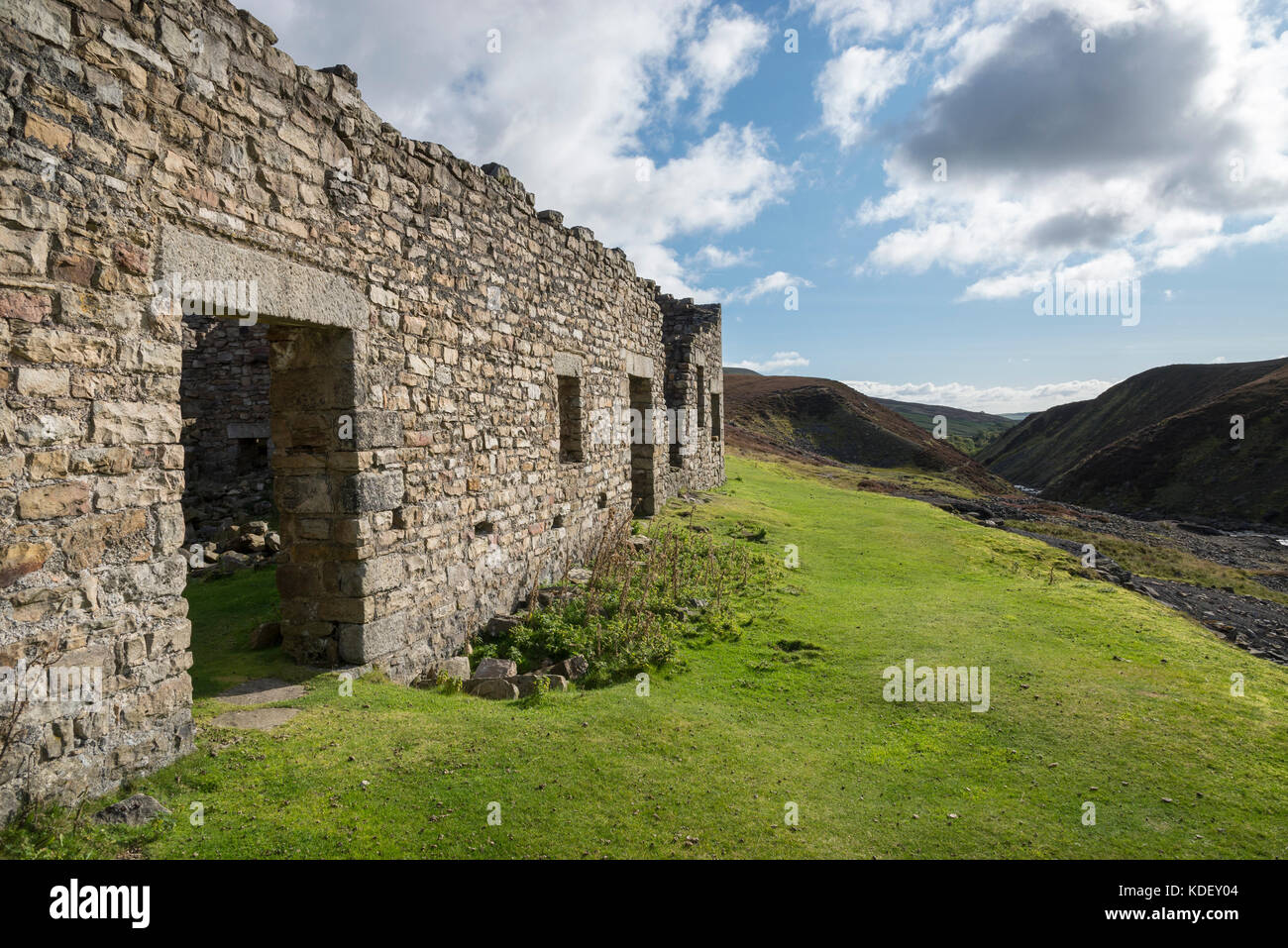Pennine industrial park hi-res stock photography and images - Alamy