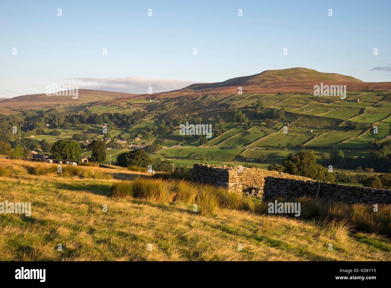 Beautiful September morning near Reeth in Swaledale, Yorkshire Dales ...