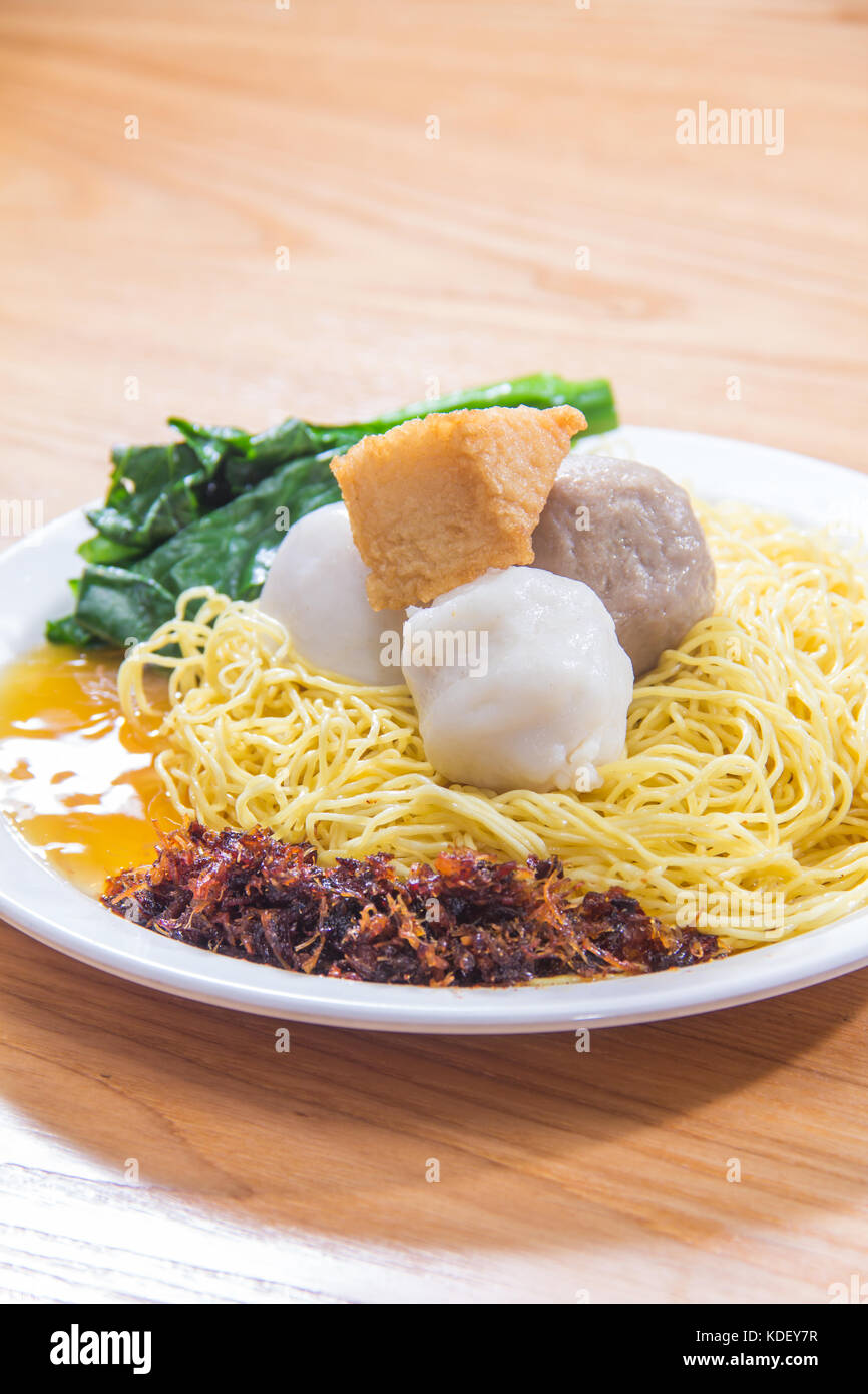 dried noodles cuisine Stock Photo - Alamy