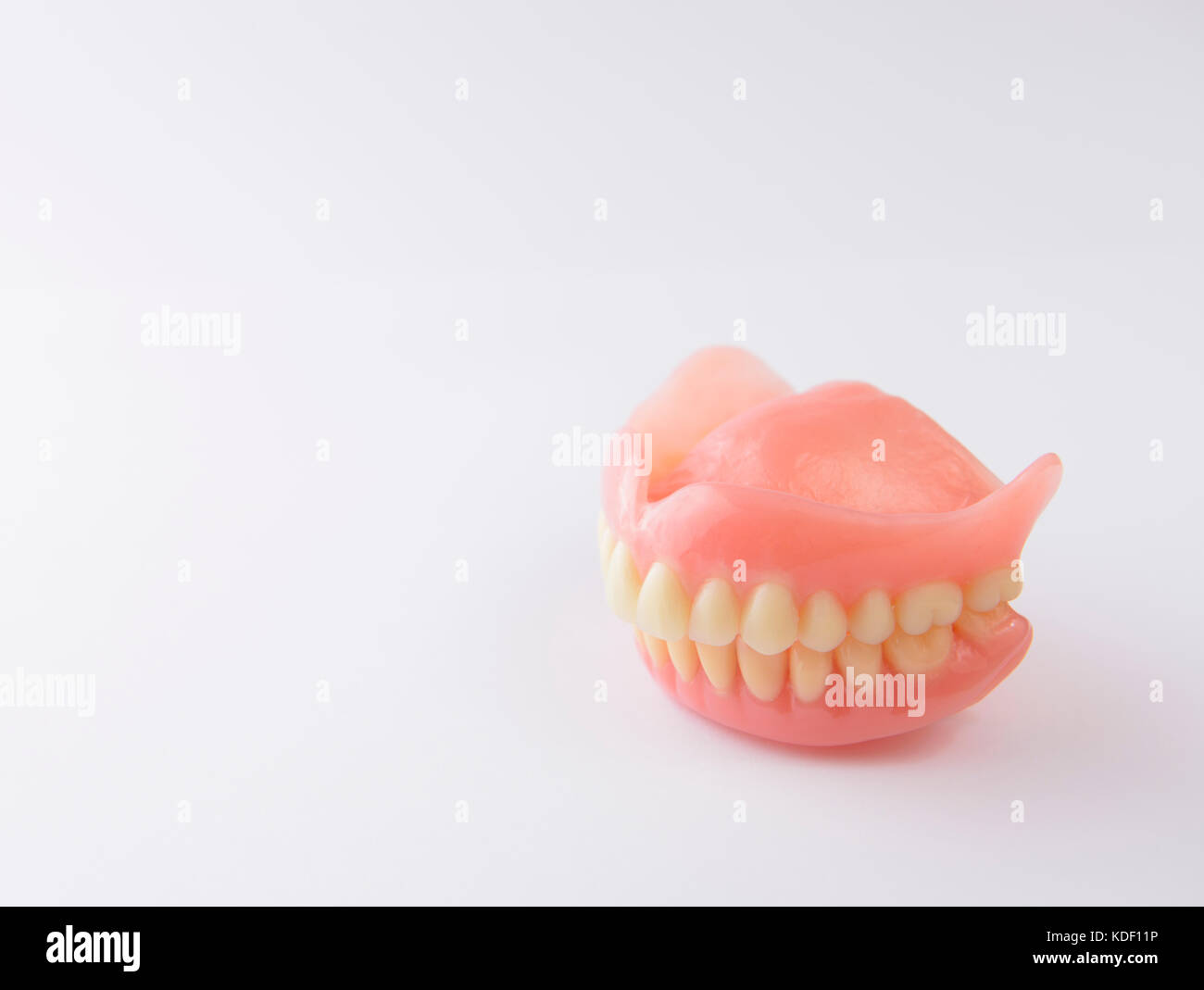 Old dentures false teeth hi-res stock photography and images - Alamy