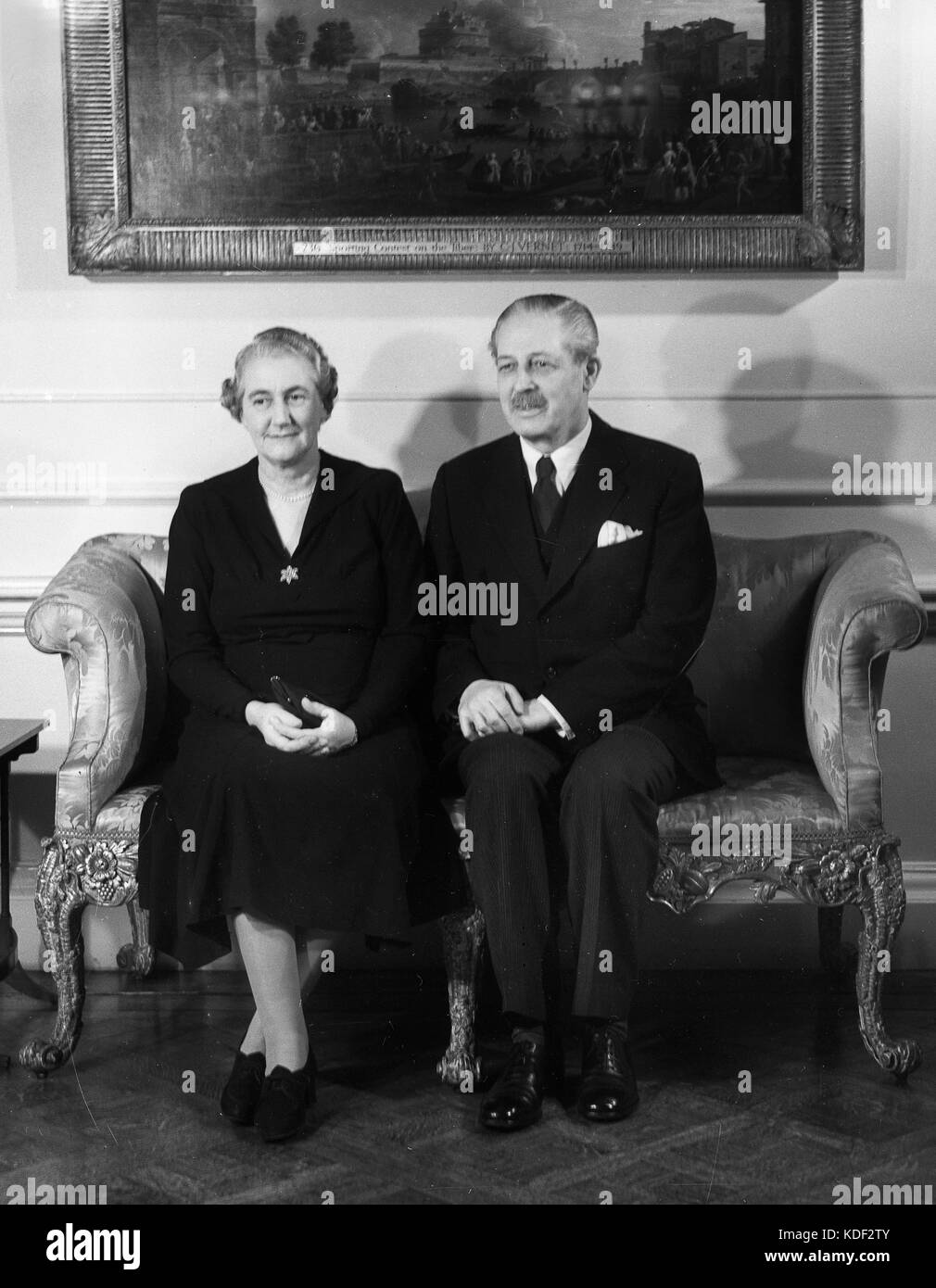 Harold macmillan hi-res stock photography and images - Alamy