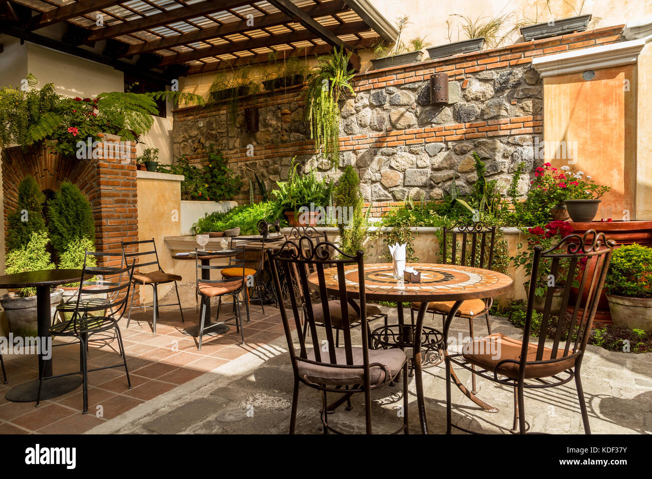 Maya antigua hi-res stock photography and images - Alamy
