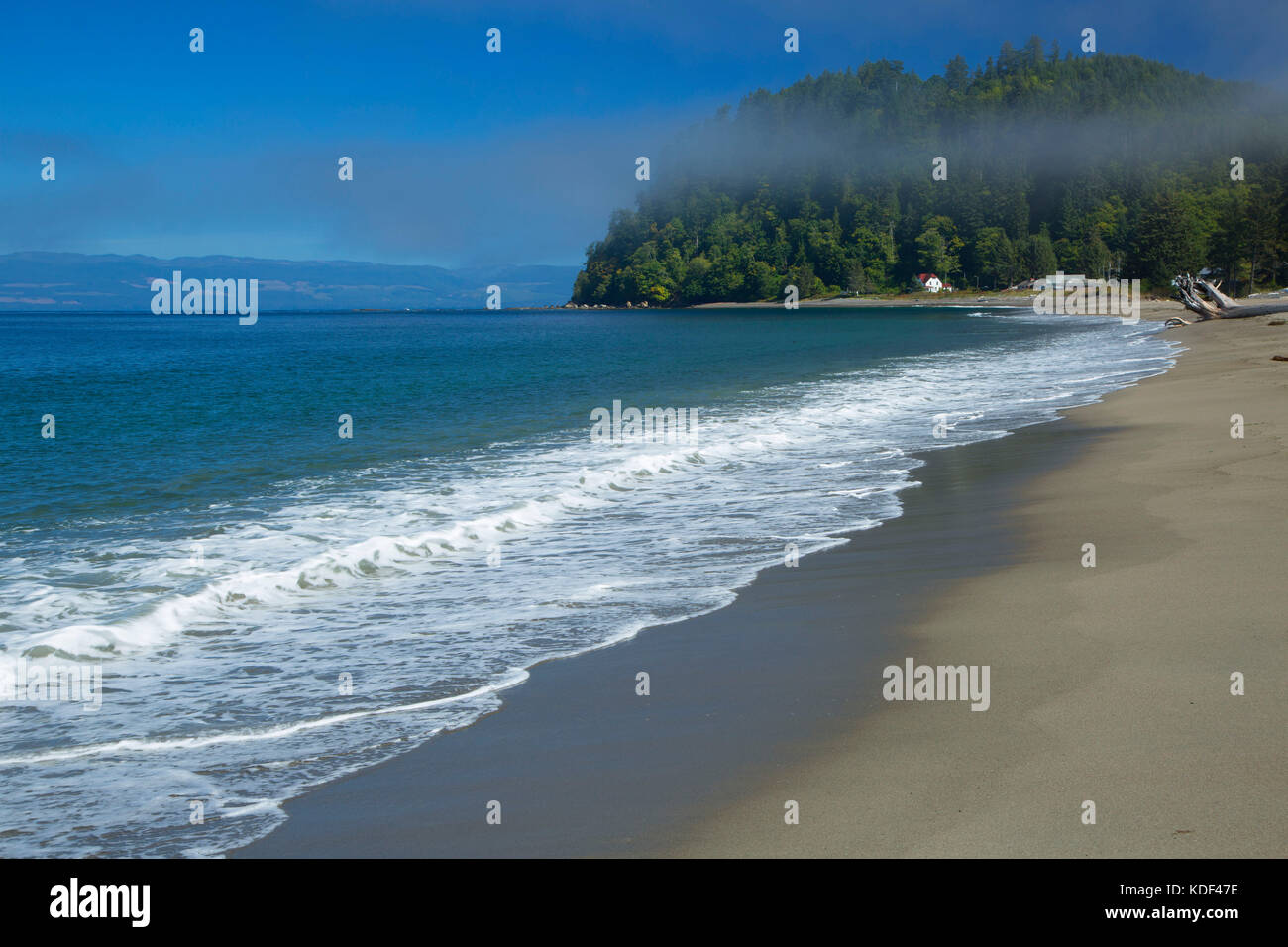 Clallam Spit beach, Strait of Juan de Fuca Scenic Byway, Clallam Bay ...