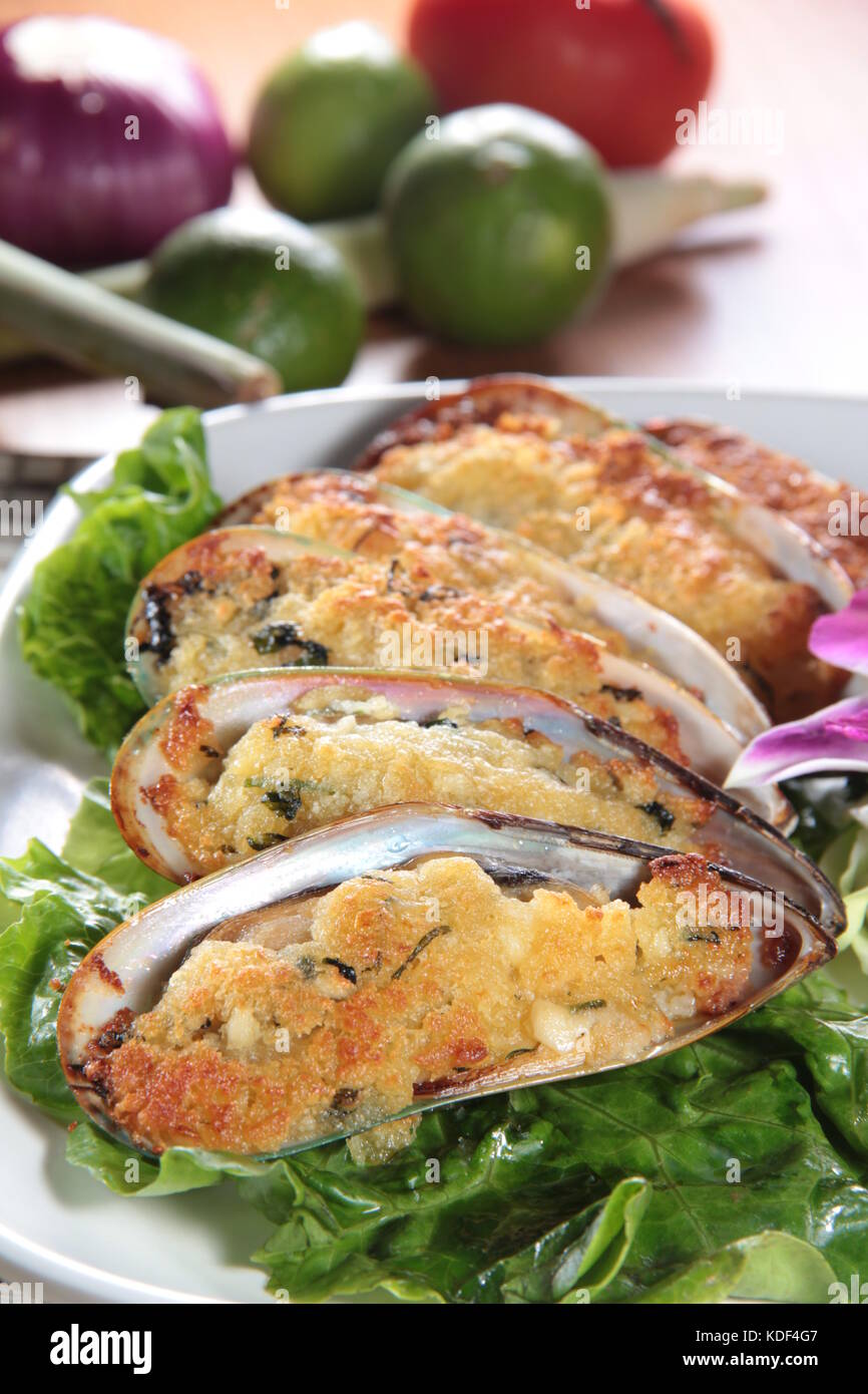 clam or mussel cuisine Stock Photo - Alamy