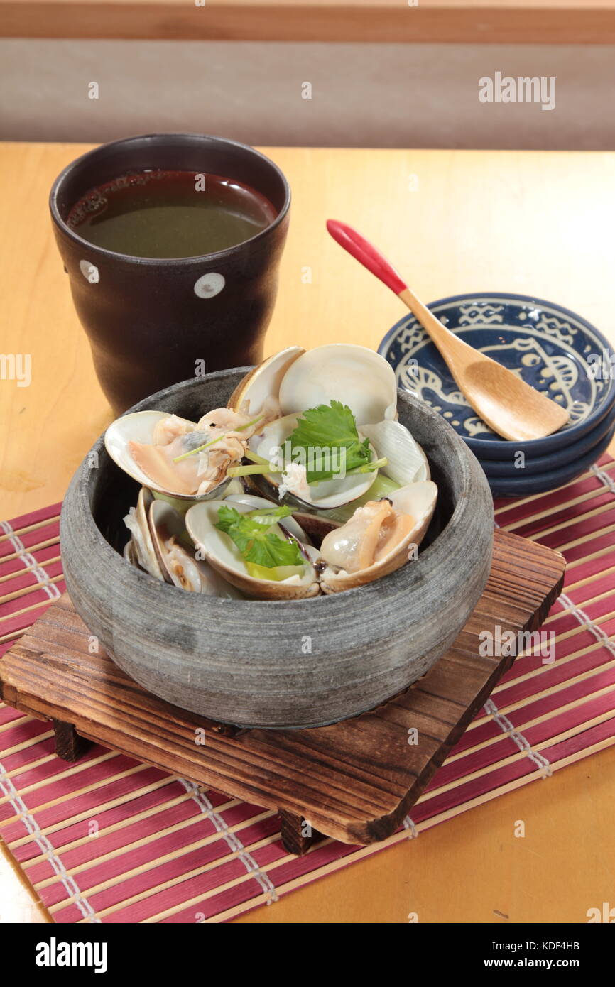 clam or mussel cuisine Stock Photo - Alamy