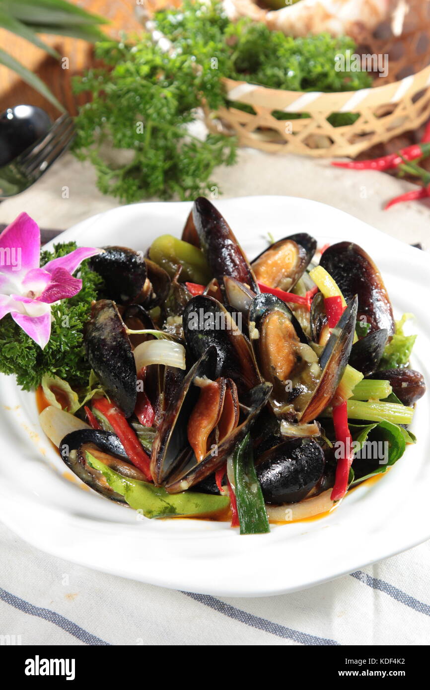 clam or mussel cuisine Stock Photo - Alamy
