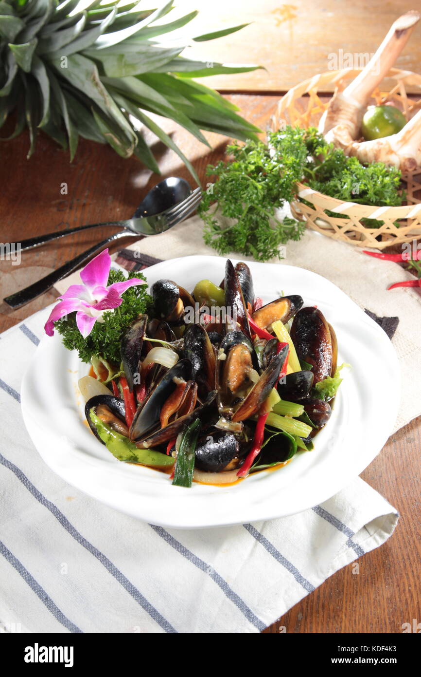clam or mussel cuisine Stock Photo - Alamy