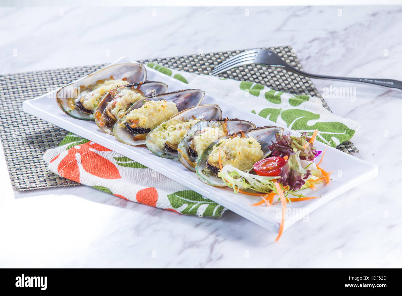 clam or mussel cuisine Stock Photo - Alamy