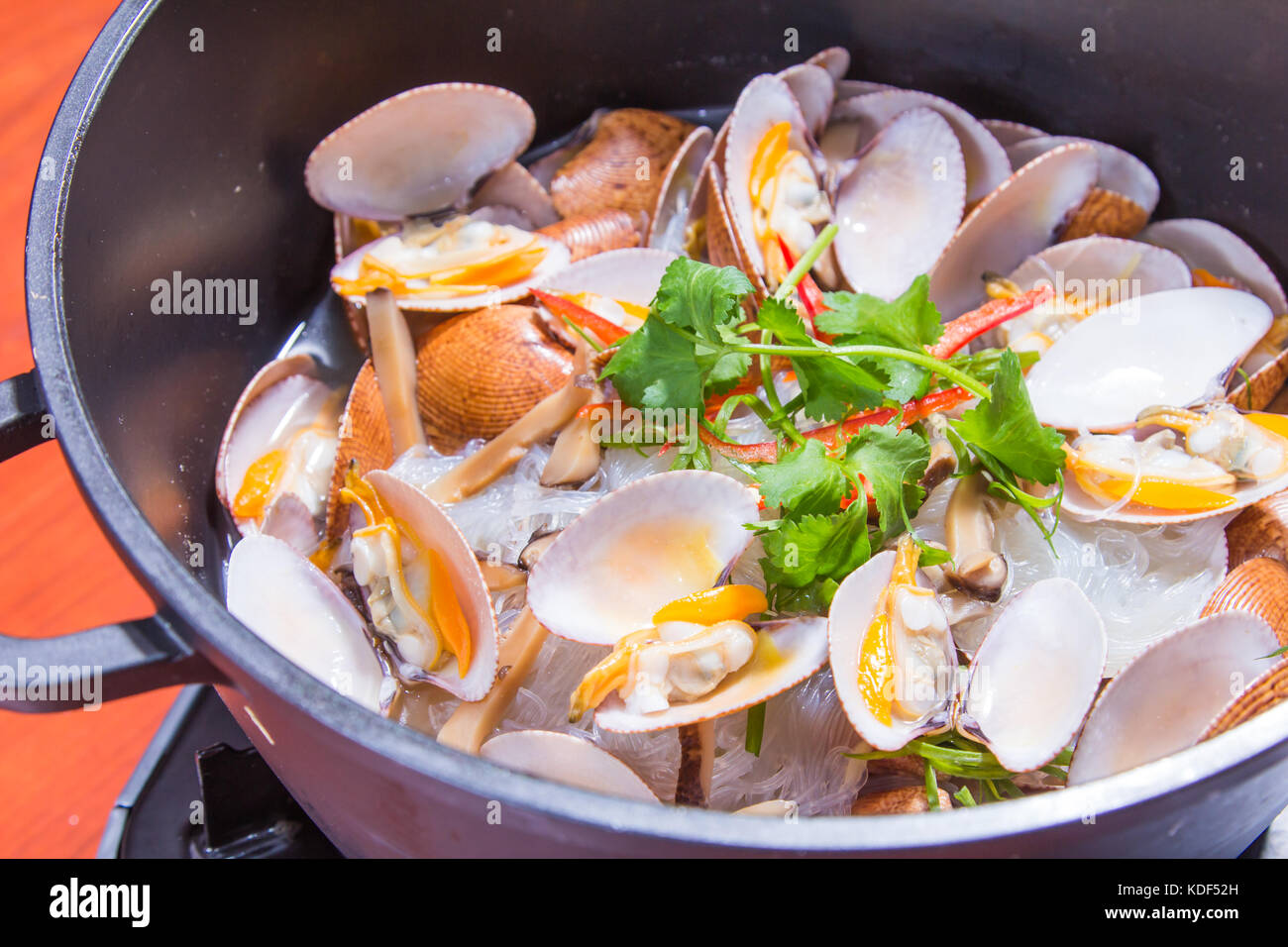 clam or mussel cuisine Stock Photo - Alamy
