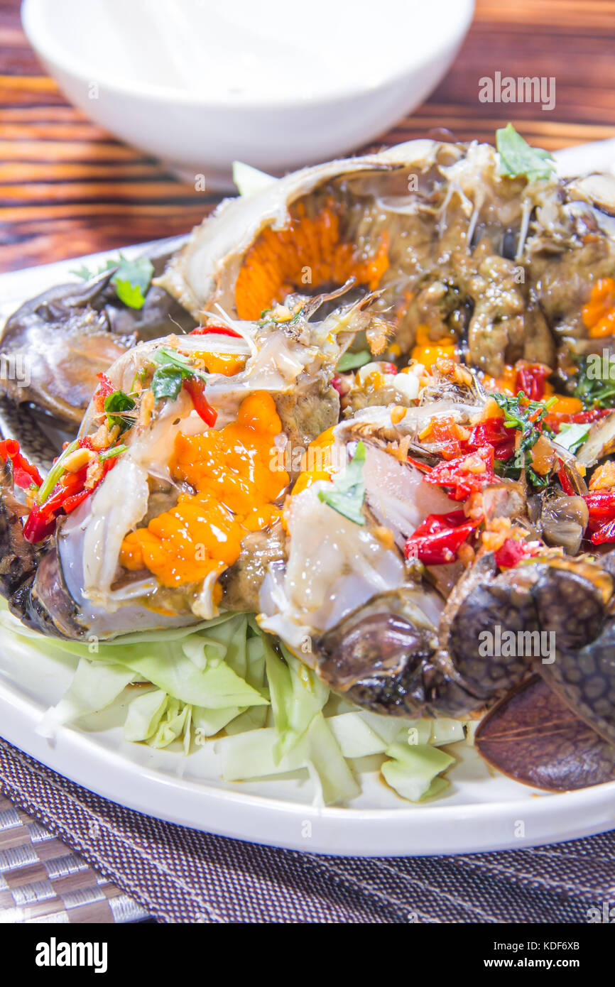 deep fried fish Stock Photo - Alamy