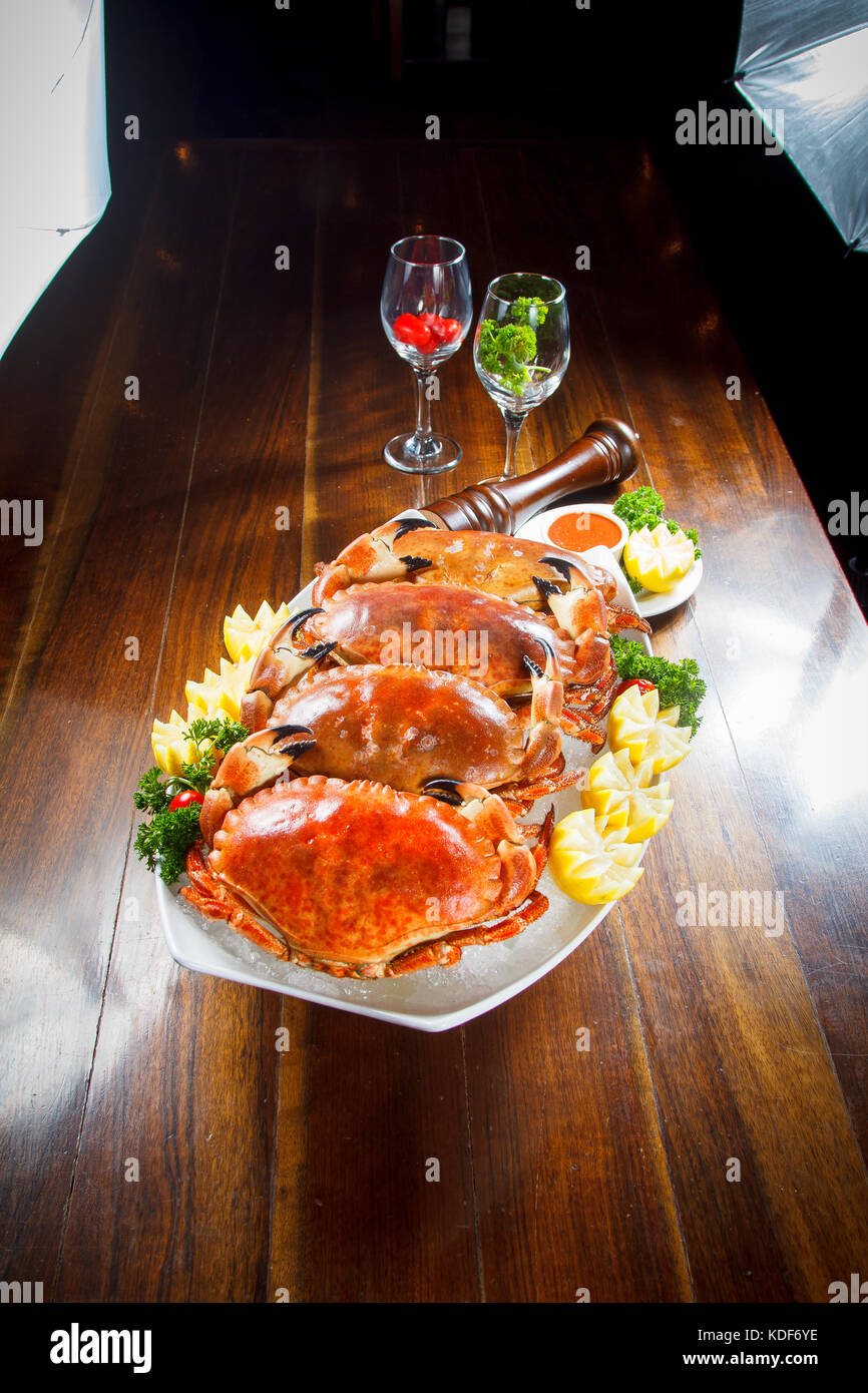deep fried fish Stock Photo - Alamy