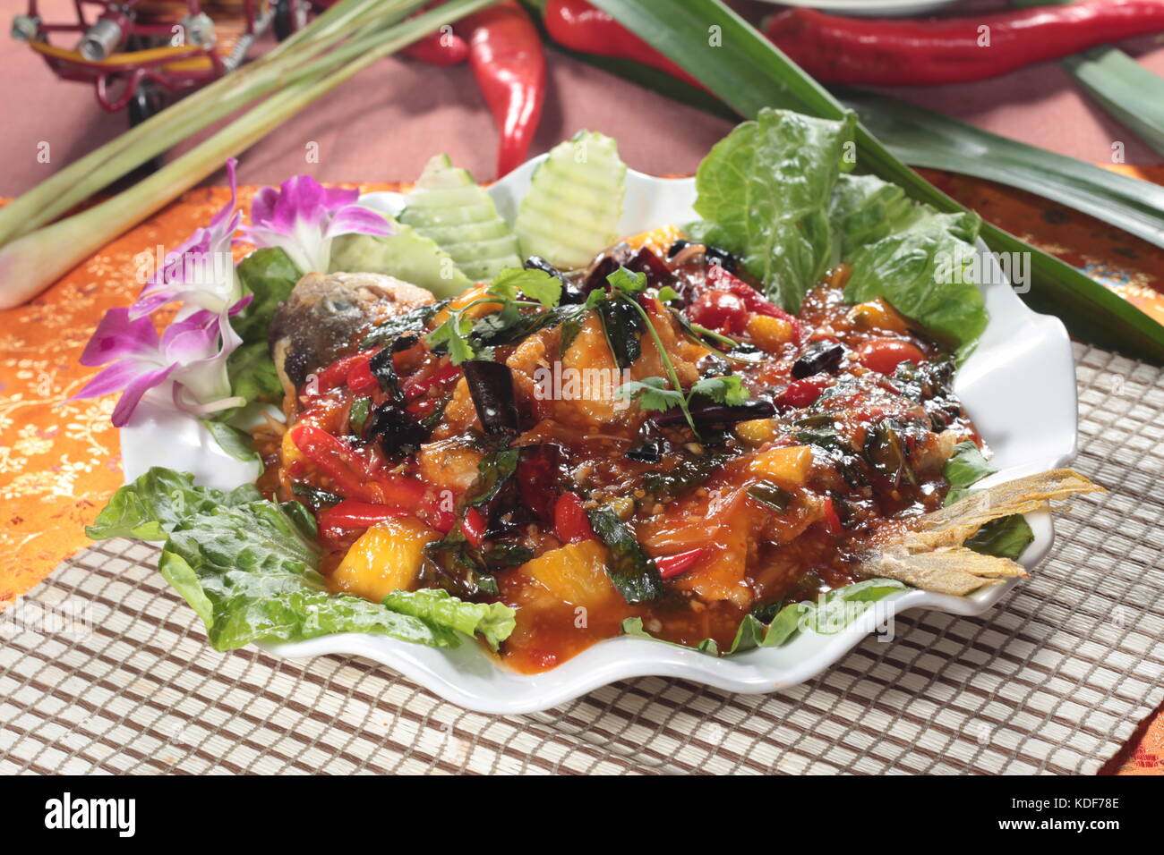 deep fried fish Stock Photo - Alamy