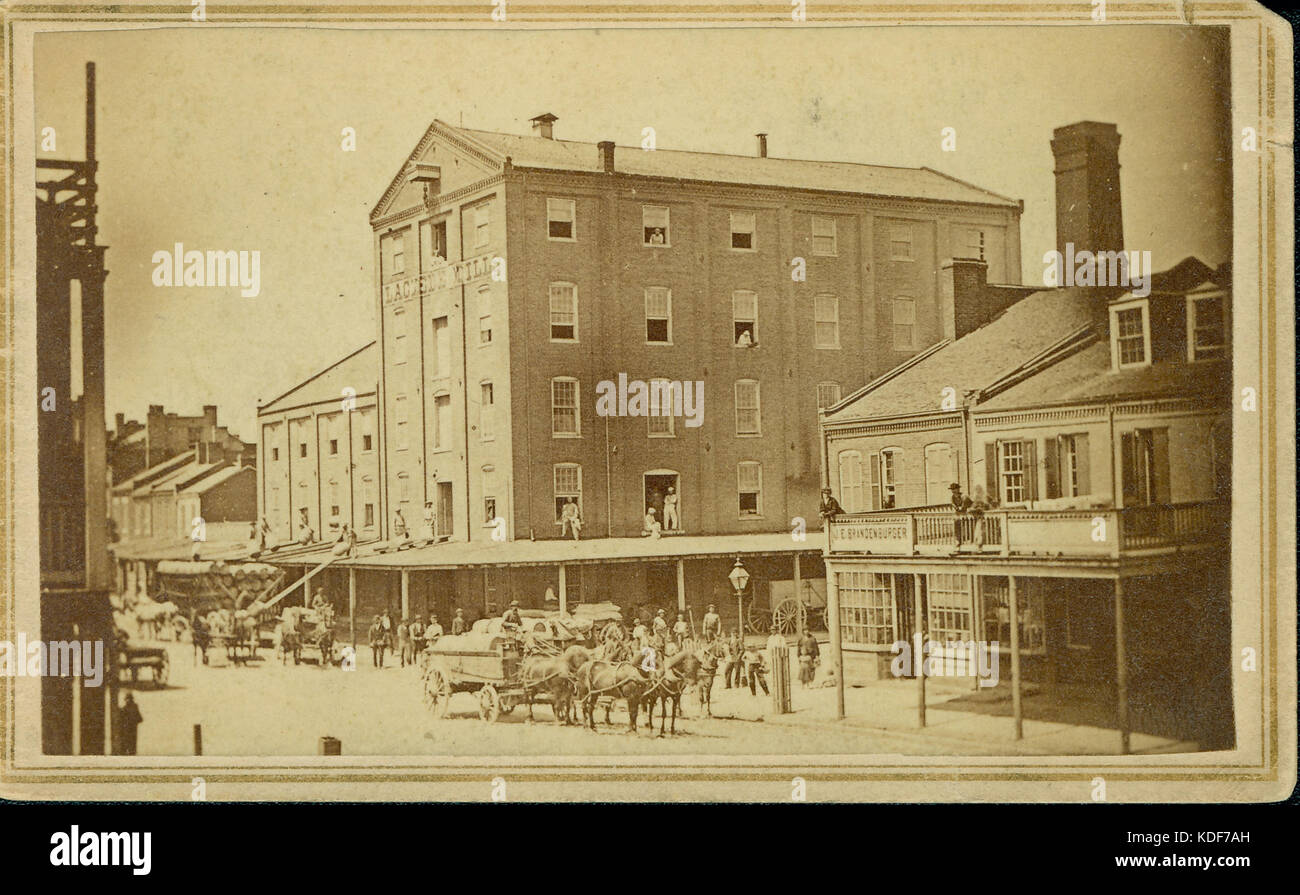 Laclede hi-res stock photography and images - Alamy