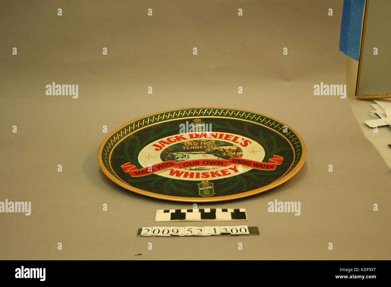 Jack Daniels Whiskey tray indicating Gold Medal at 1904 World's Fair ...