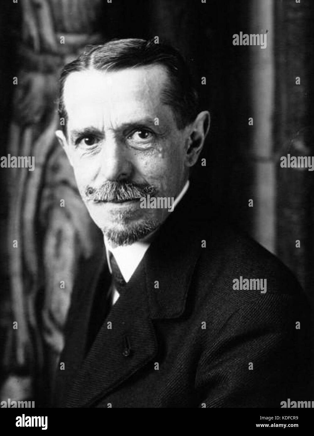 Marcel Baschet 1918 Stock Photo - Alamy